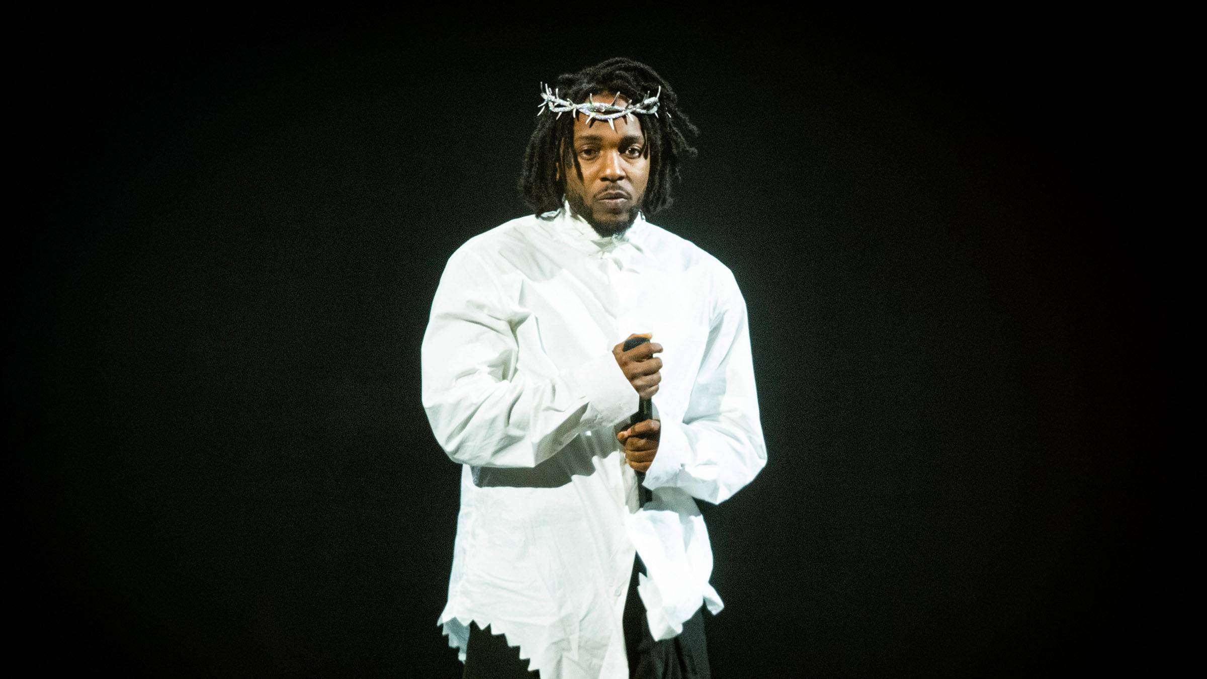 Kendrick Lamar Brings Security Guard to Tears During “LOVE ...