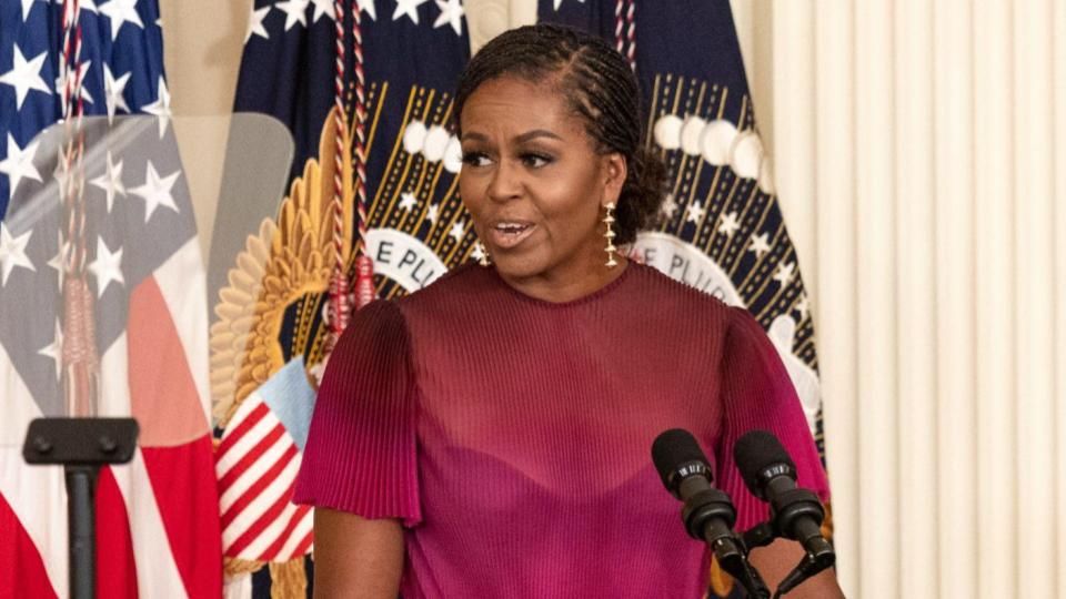 Michelle Obama Announces Tour Dates And Moderators For New Book ‘The ...