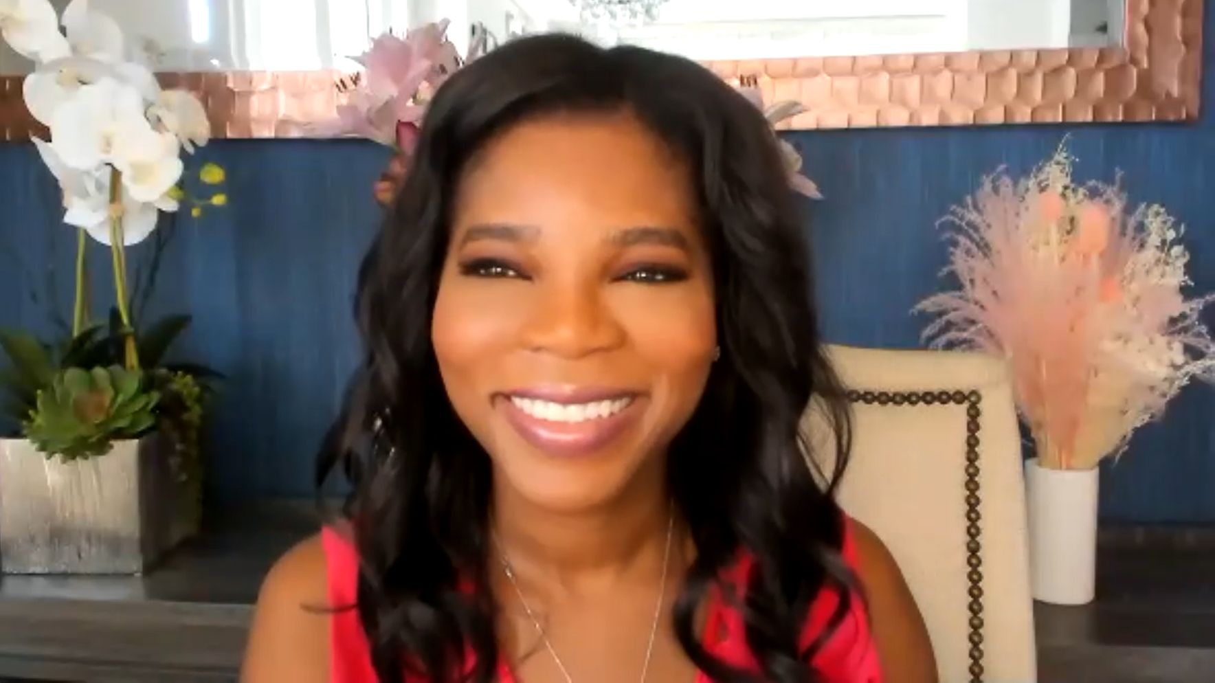 Black Dermatologist Dr. Michelle Henry Is Changing The Face Of Skincare ...