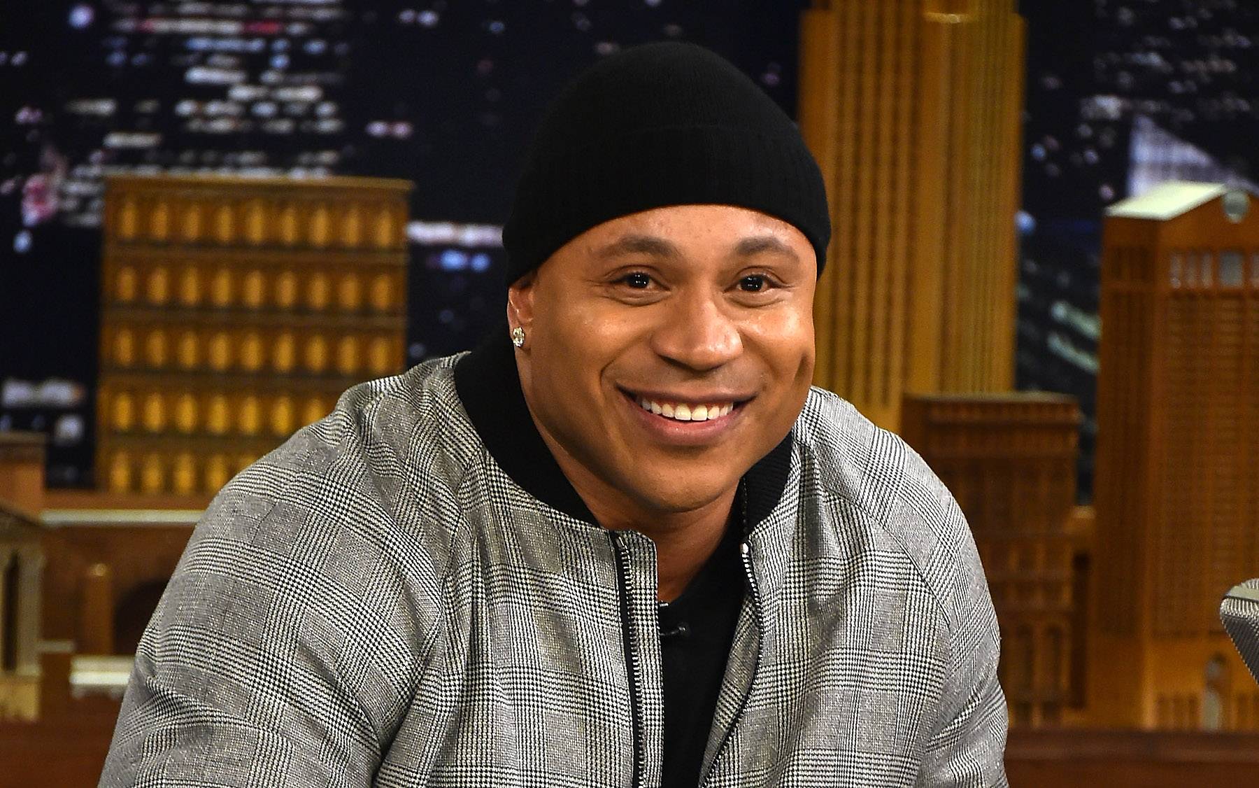 LL Cool J Just Broke The Record For Shortest Hip Hop Retirement | News ...