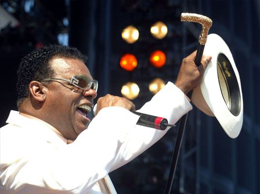 Unstoppable - Showing no - Image 13 from Legend: Ron Isley | BET