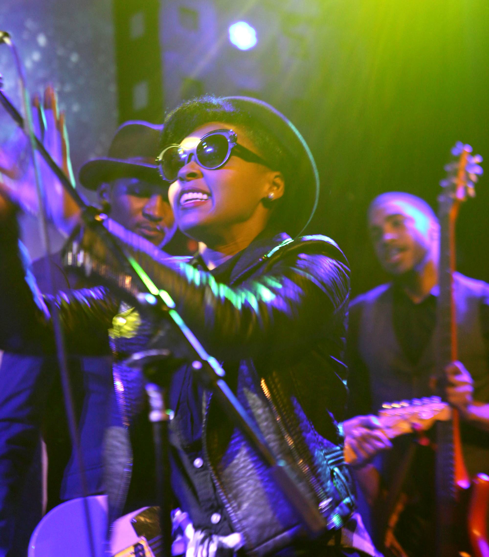 Q.U.E.E.N. - Janelle Monáe's smile - Image 6 from Music Matters ...