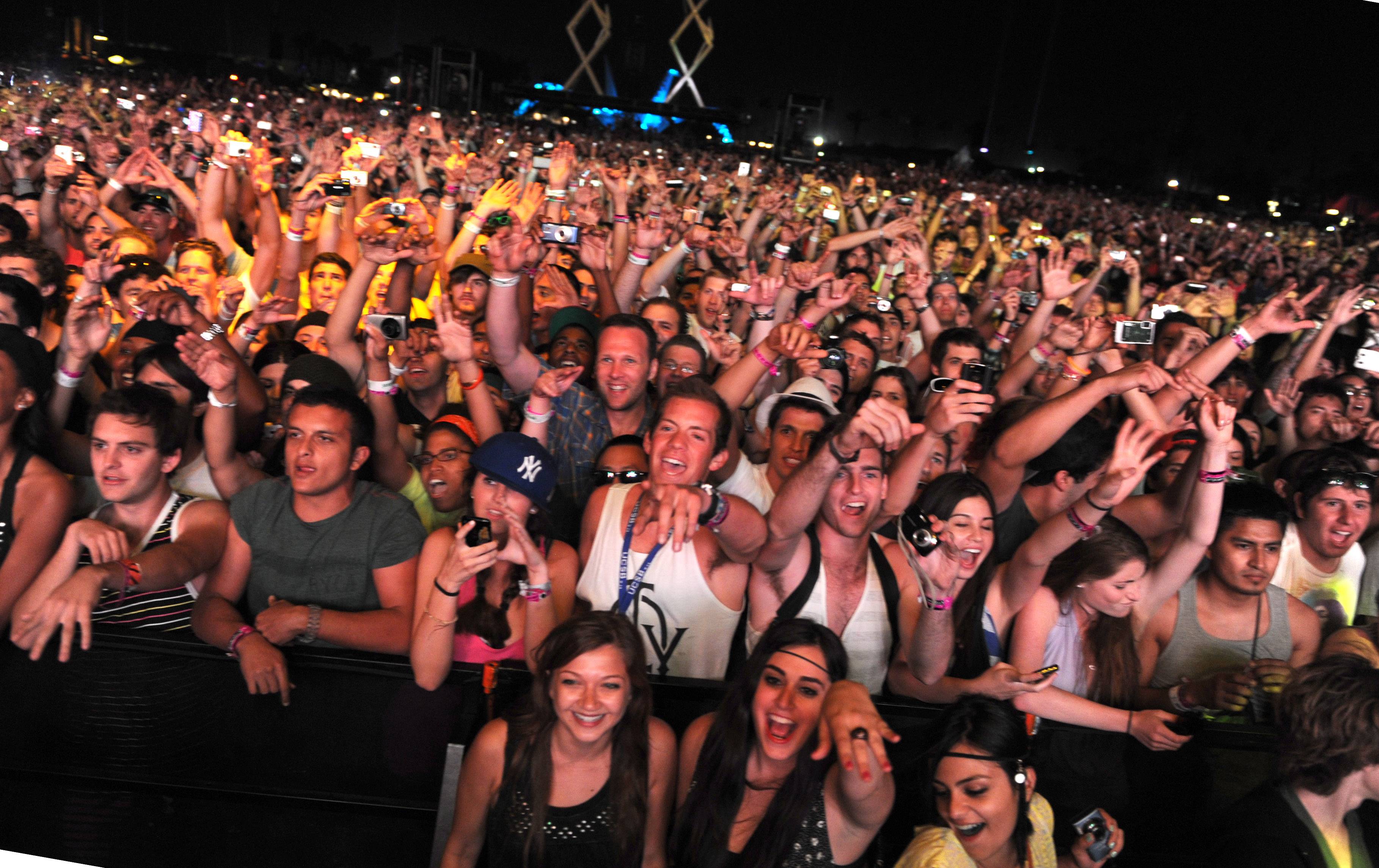 And the 2016 Lineup - Image 1 from The Hip Hop/R&B Acts That Made the ...
