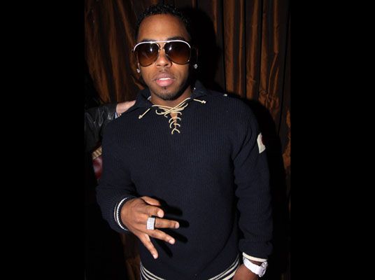 Hello Bobby V - - Image 4 from On Location: The Bobby V Experience | BET