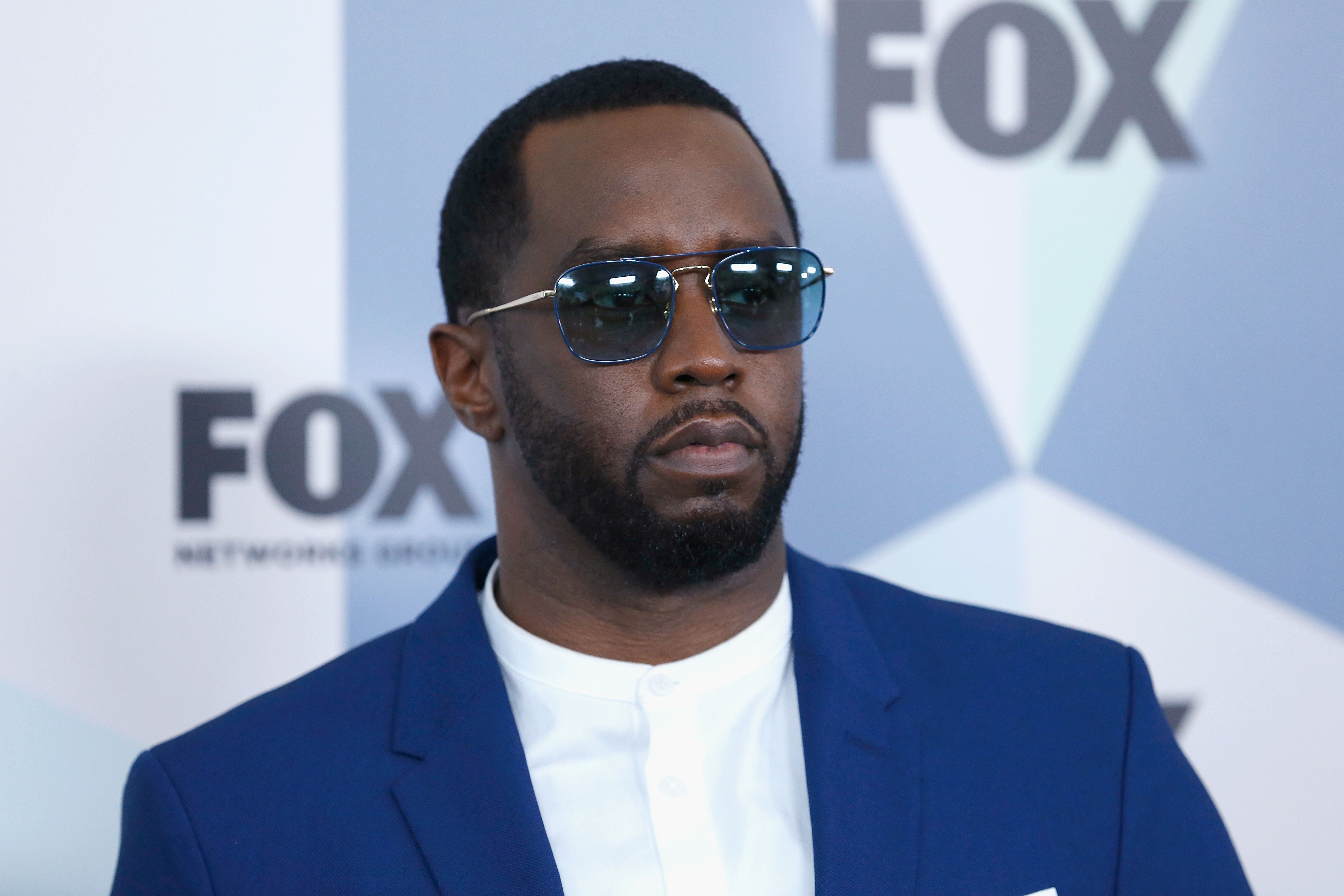 Diddy Put His Number Online, And Now Twitter Is Blowing Up His Phone ...
