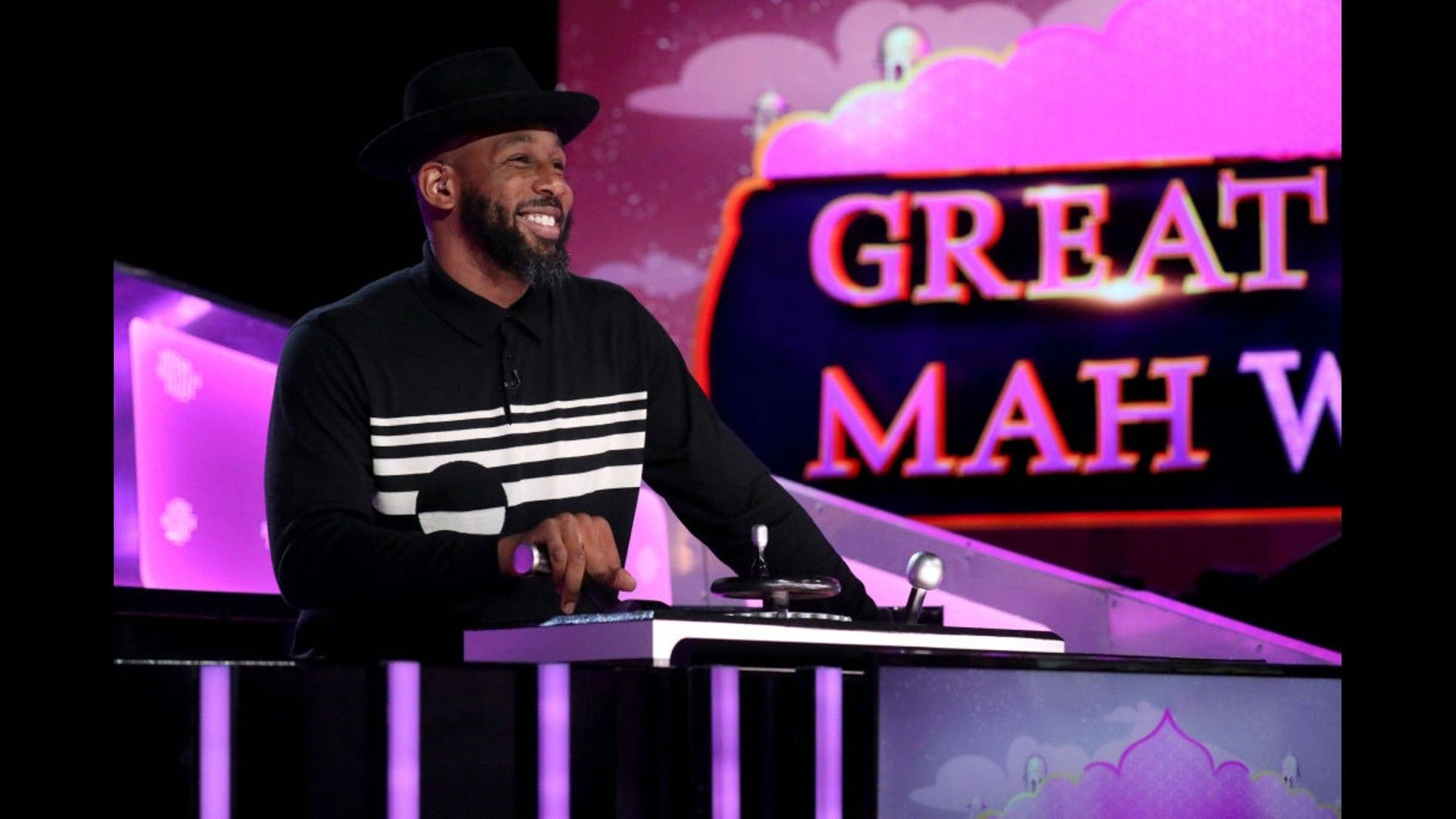 DJ Stephen 'tWitch' Boss, Former Ellen Show DJ, Dies at 40 - (Video ...