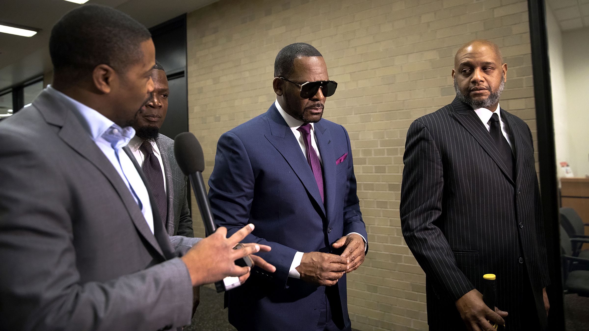 R. Kelly Blames Ex-Wife Drea Kelly For Deviant Behavior And Being ...