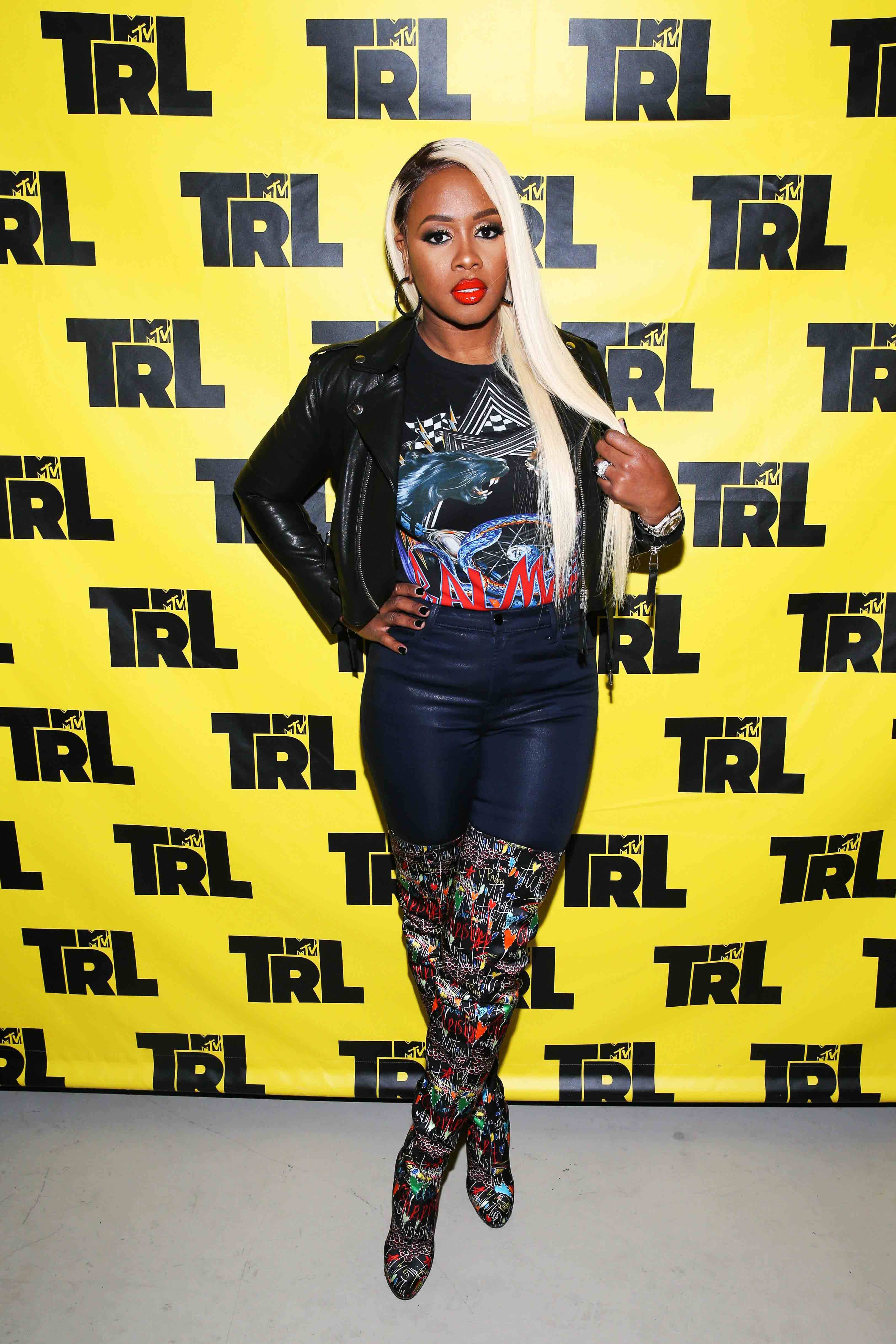 Remy Ma Takes Another Shot At Nicki Minaj By Quoting Cardi B Lyrics To ...