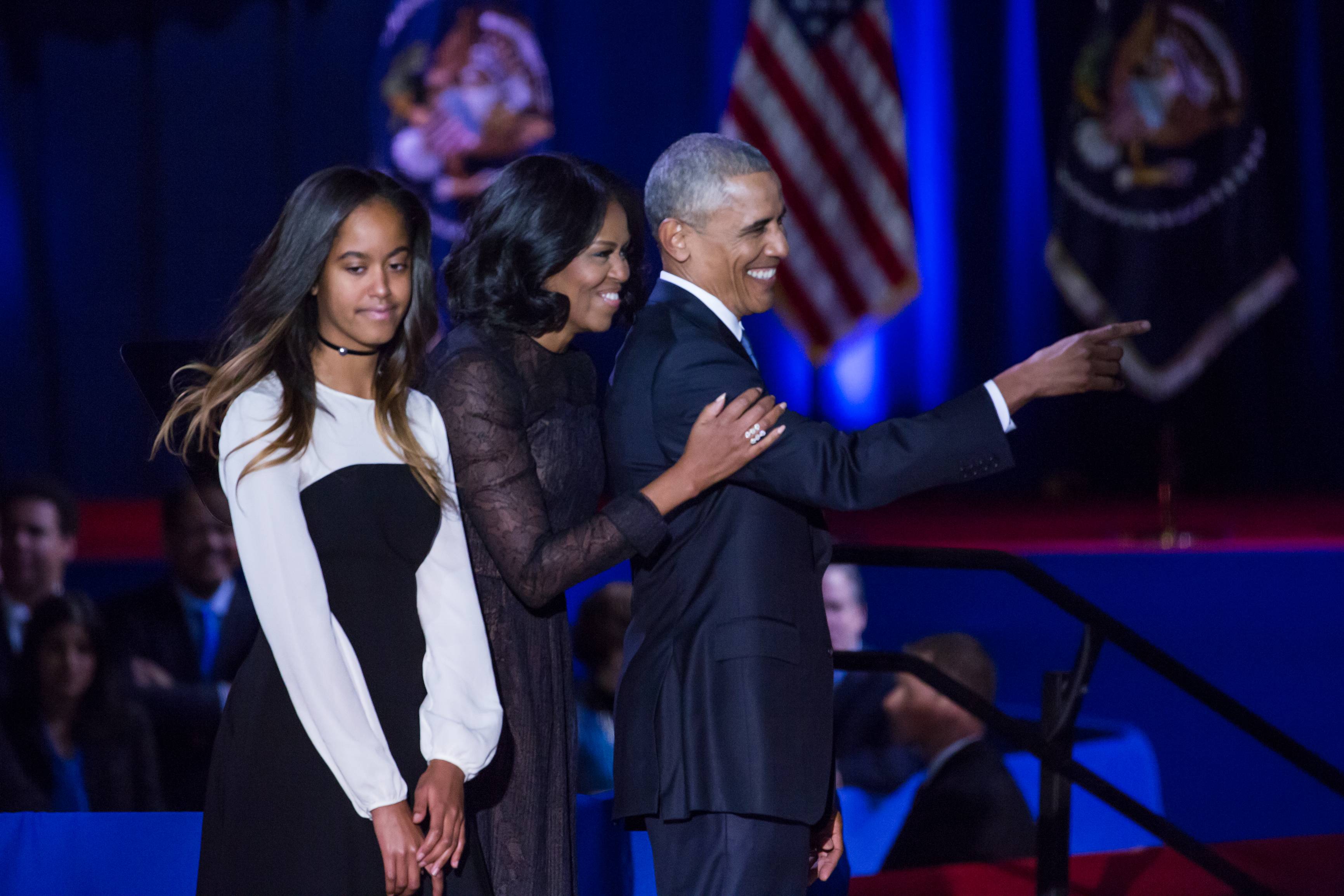 LMAO! How The Obamas Saw Malia Off To Prom With Her Crush Will Have You ...