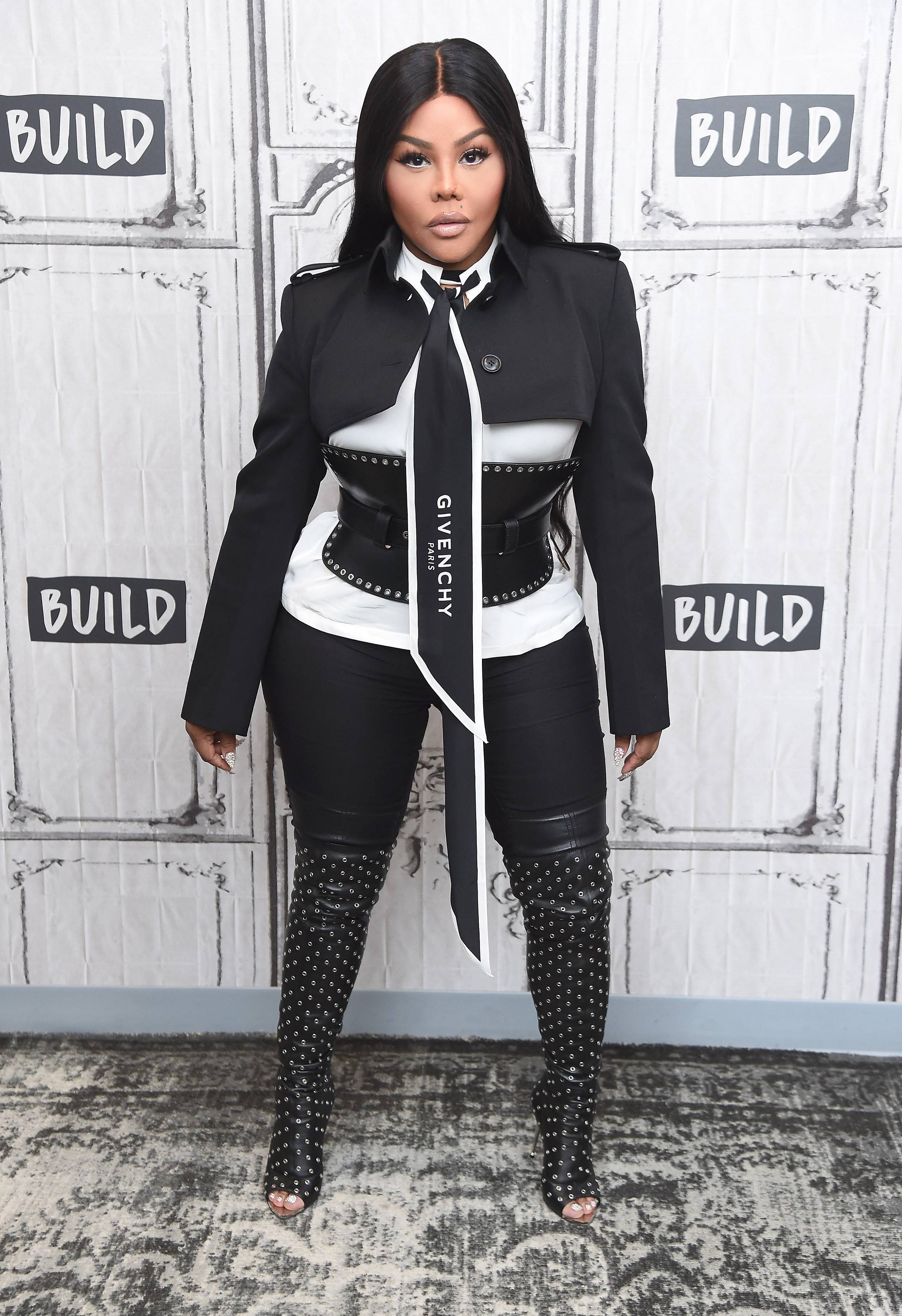 Lil’ Kim Releases Long Awaited Album ‘9’ | News | BET