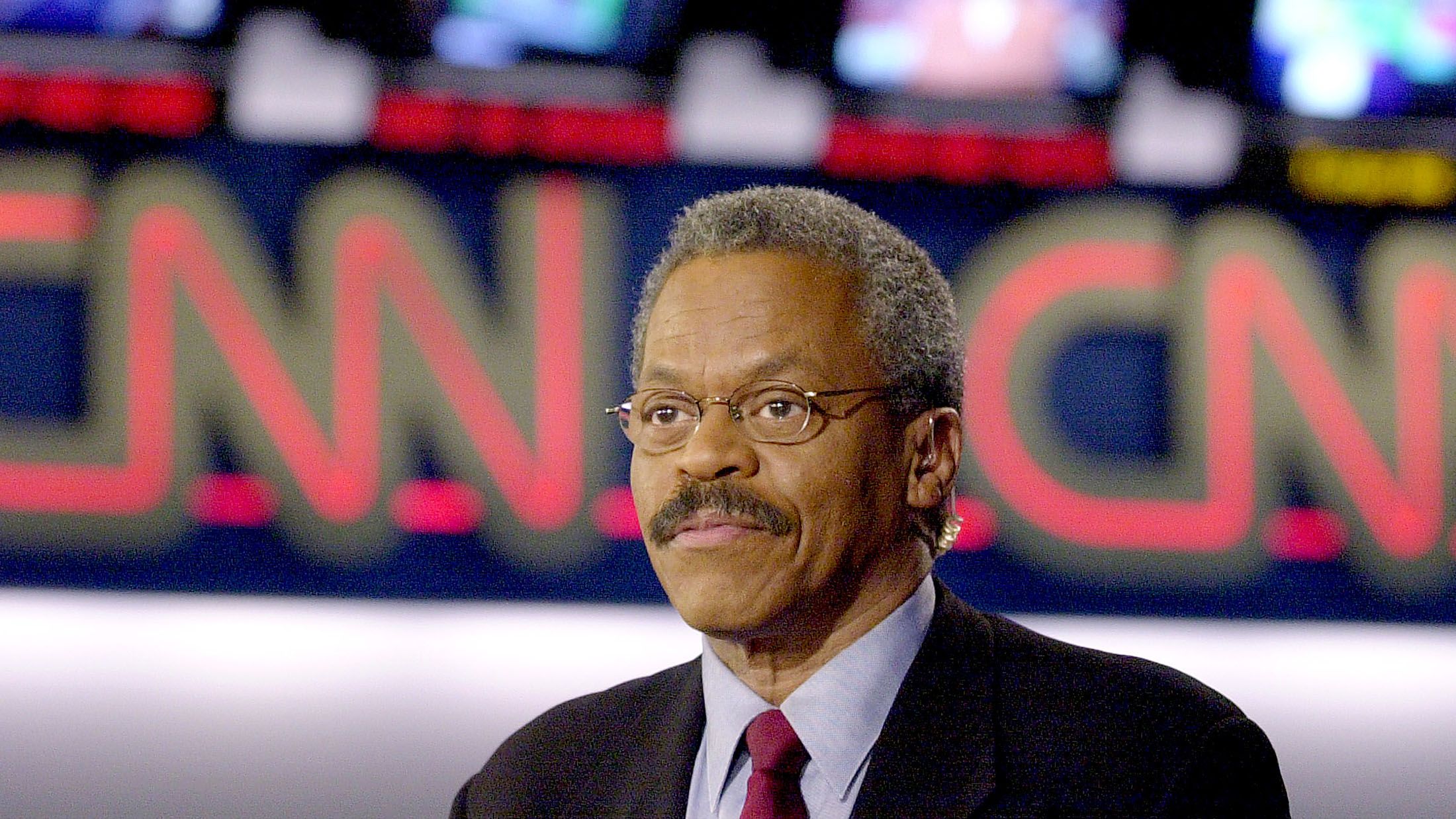 Bernard Shaw, Iconic CNN Anchor Who Covered Major Historical News ...