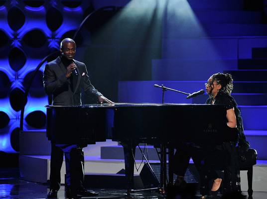 Kem - Jazz-influenced Kem - Image 9 from Soul Train 2010 Performers | BET