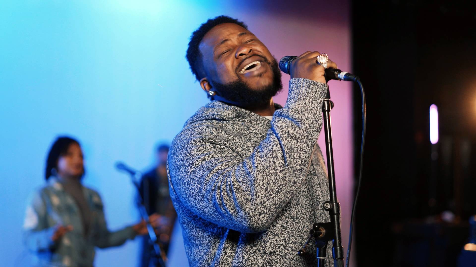 Singer Zacardi Cortez - - Image 13 from Photos from the 22nd Annual ...