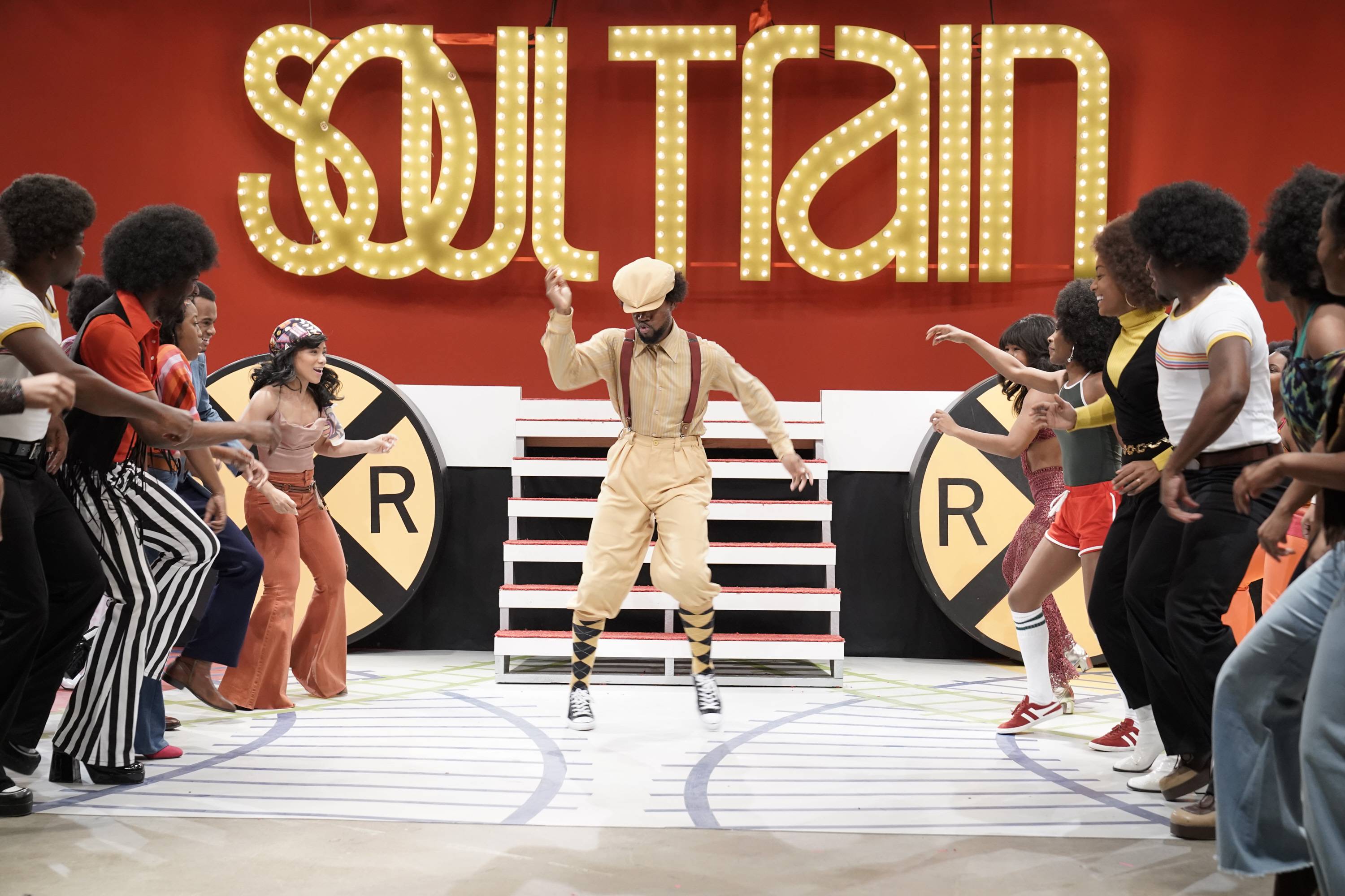 The "Soul Train" gang - Image 39 from A Look Behind the Scenes of ...
