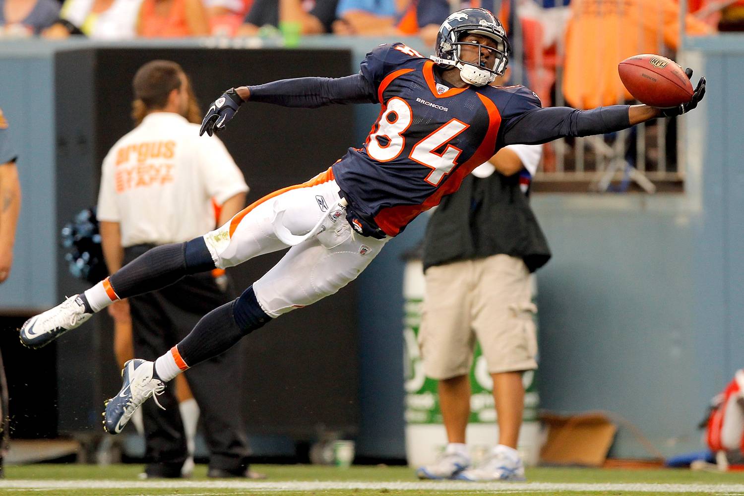 Denver Broncos Ship Brandon Lloyd to St. Louis | News | BET