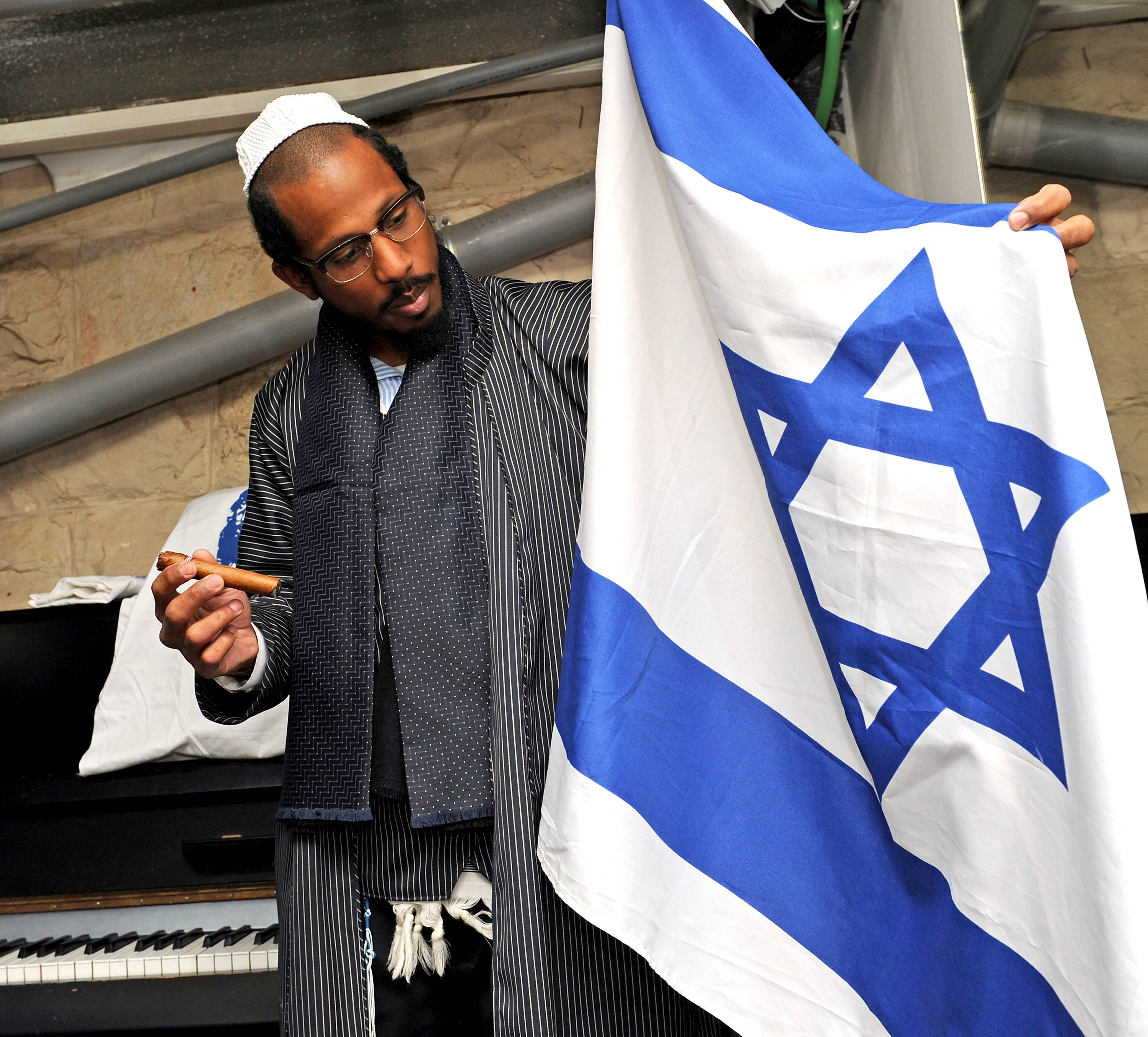 Shyne - While serving - Image 6 from Oh My God: Rappers Finding ...