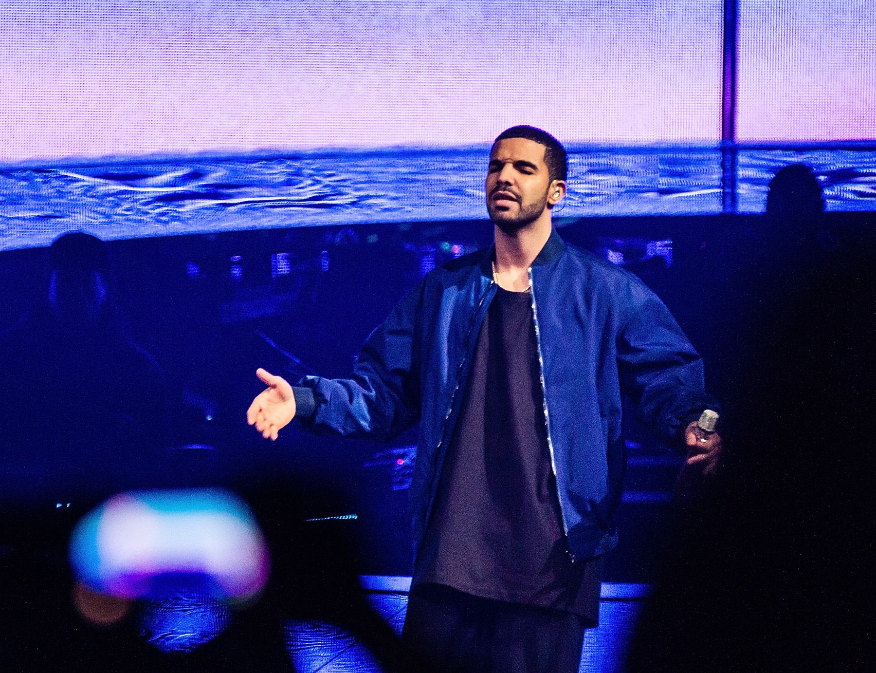All Me - Drake - Image 32 from Best Concert Images of 2013 | BET