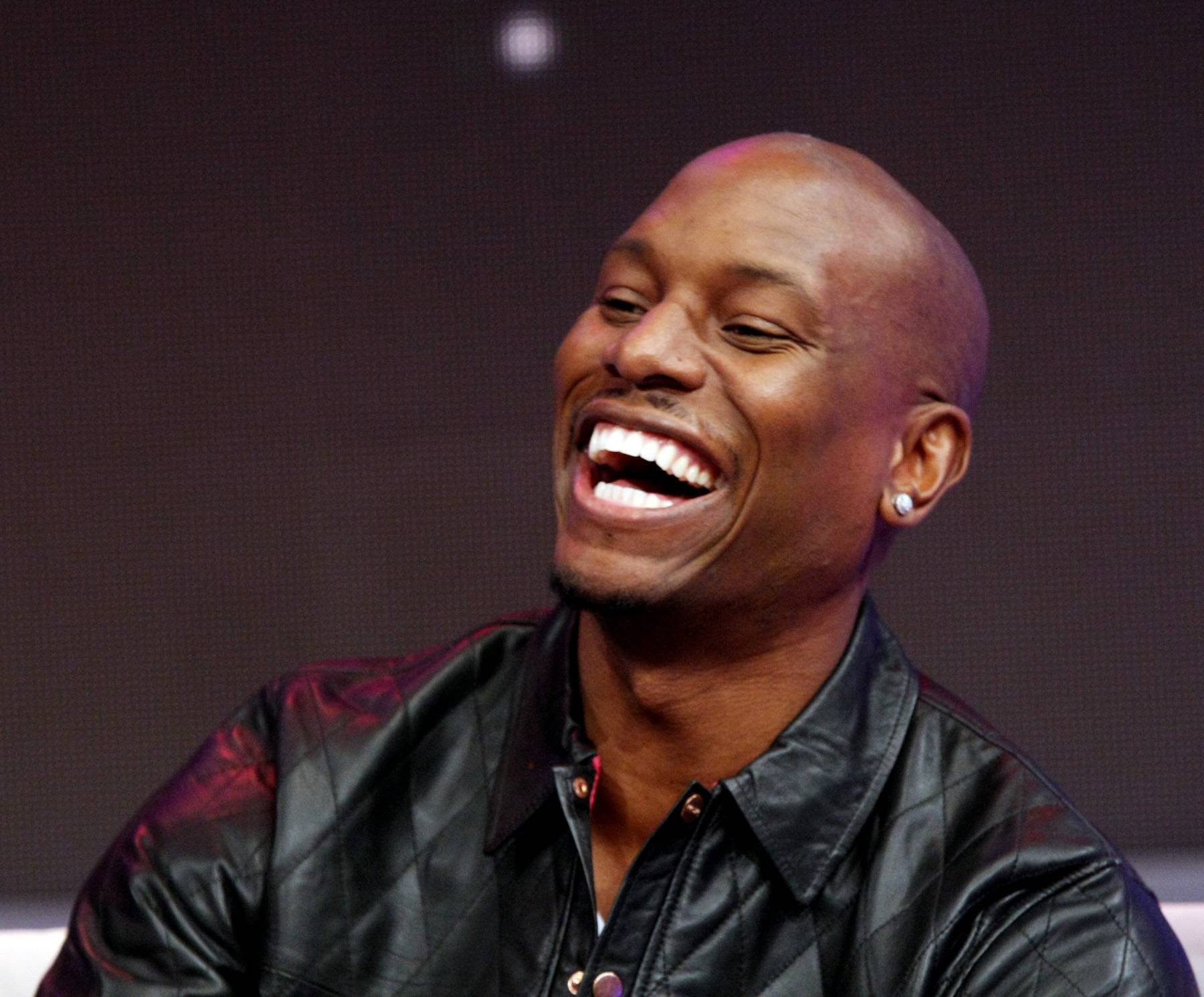 Flawless Teeth - Actor - Image 26 from Exclusive Access: Tyrese and Nas ...