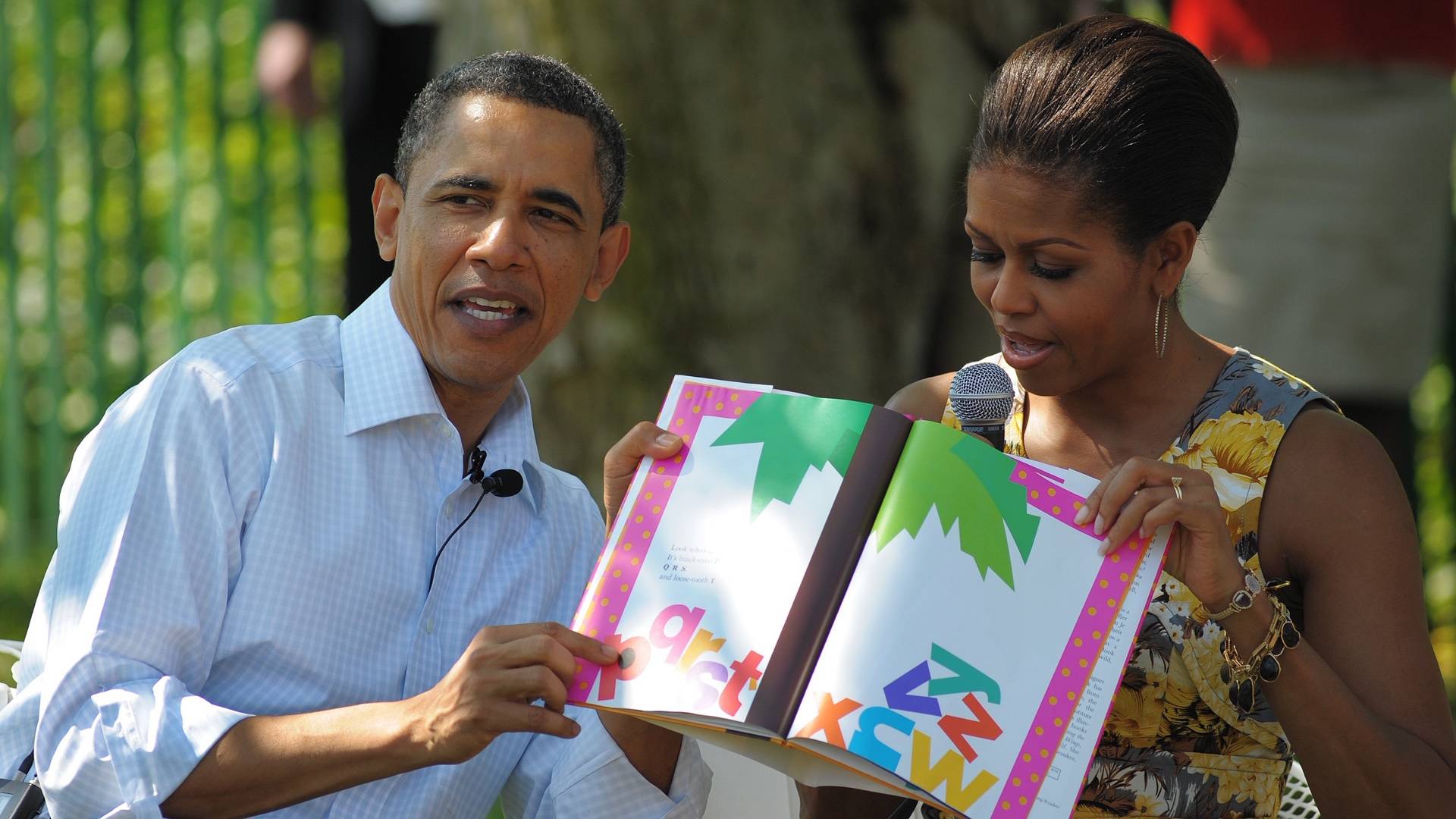 The Obama’s Host Storytime For Children While In Quarantine - (Video ...