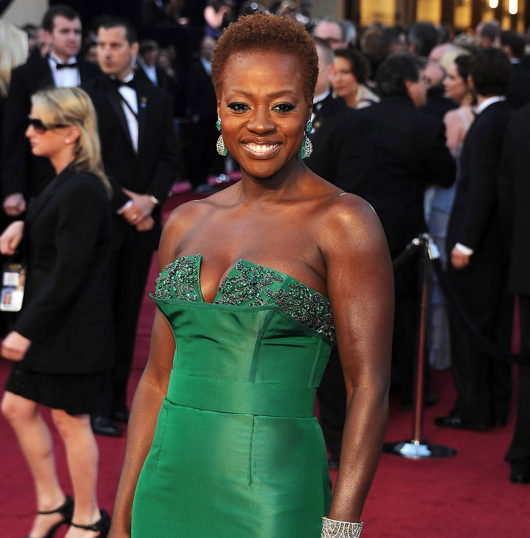 Viola Davis on Playing Maids: "I'm Tired of That" | News | BET