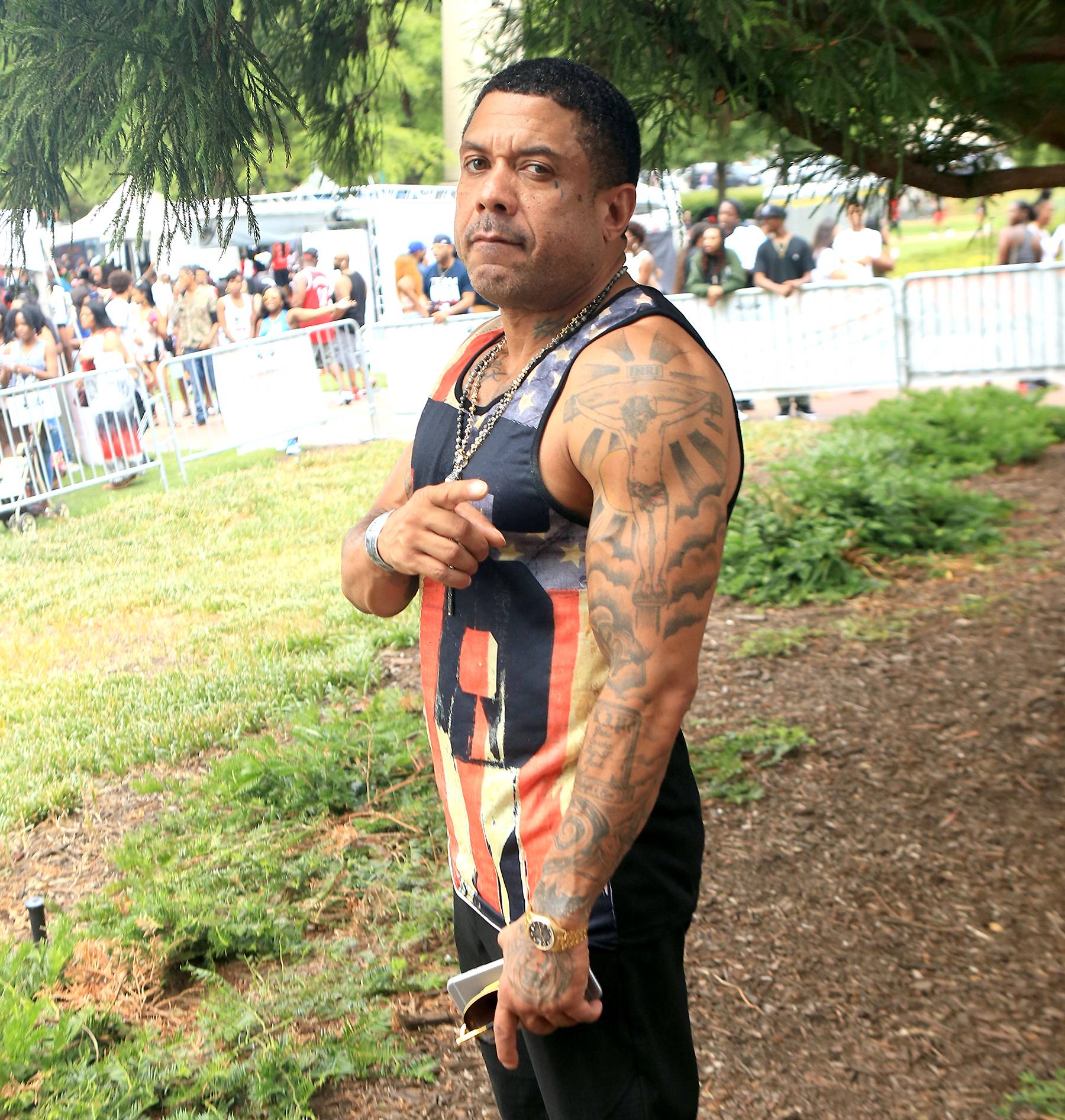 Watch 'L&HH' Star Benzino Beg His Estranged Wife for a Second Chance ...