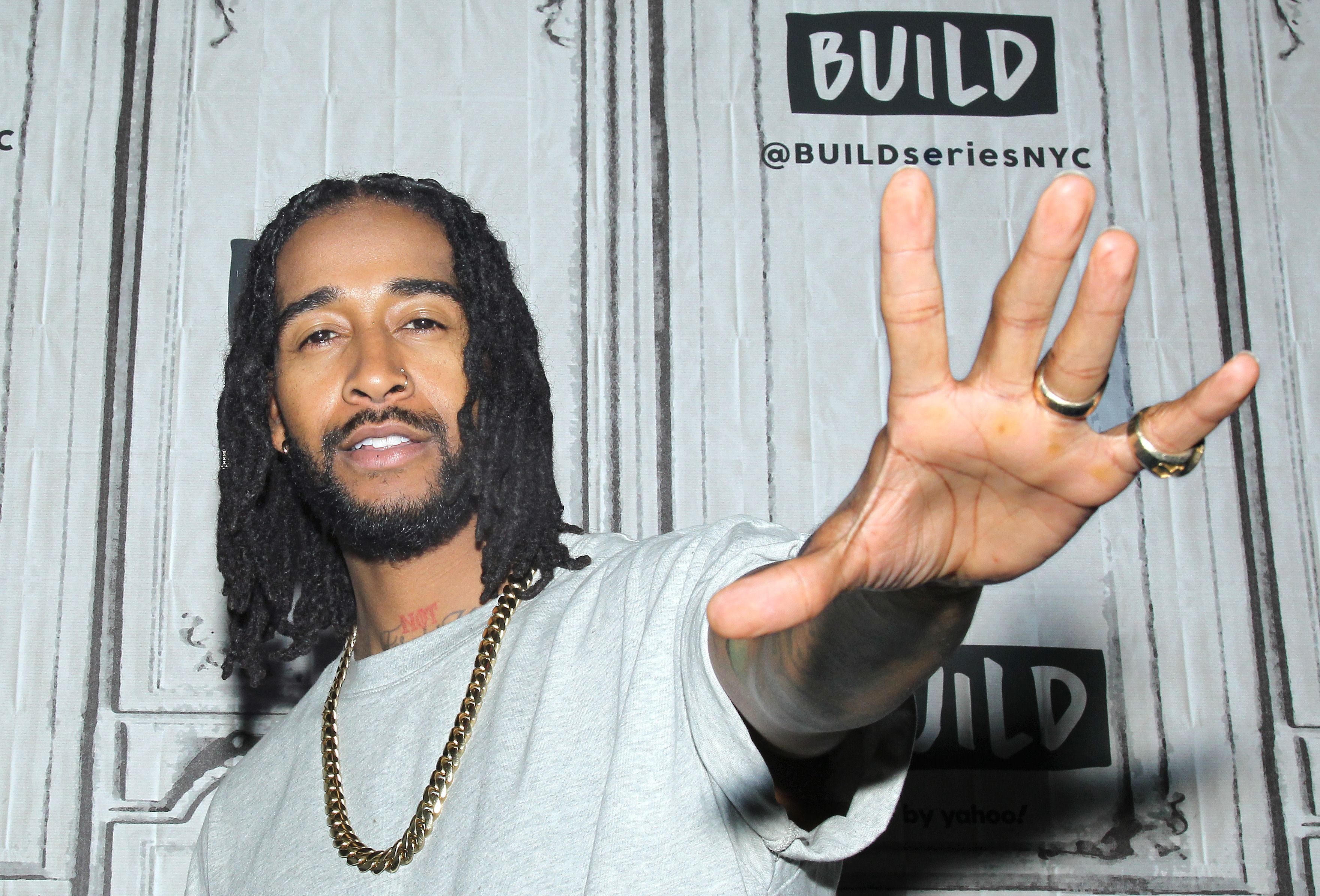 Omarion Introduces His Children To Outdoor Meditation, And Their ...