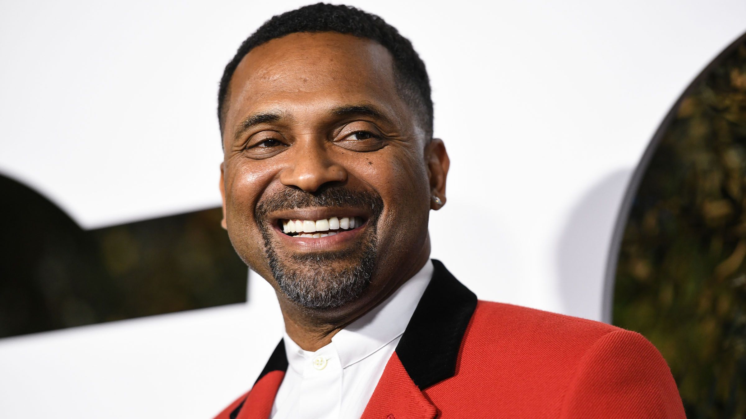 Mike Epps Revitalizes His Childhood Community on New HGTV Show | News | BET