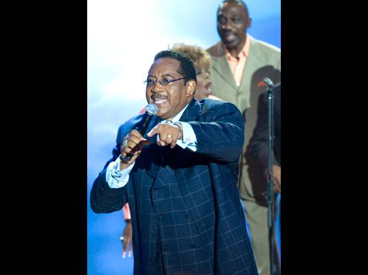 Bobby Jones Gospel - - Image 11 from Bobby Jones Gospel | Photos | BET