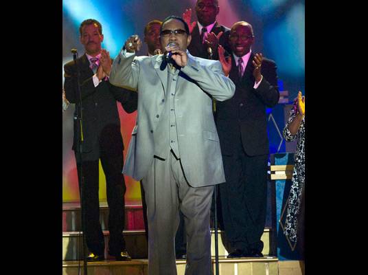 Bobby Jones Gospel - - Image 4 from Bobby Jones Gospel | Photos | BET