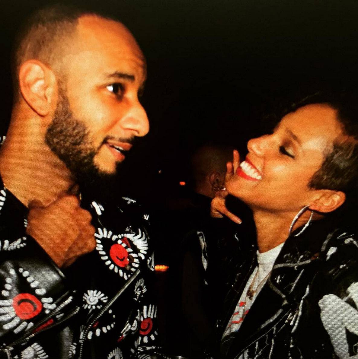 Alicia Keys @aliciakeys - - Image 324 from Te Amo! Kobe Bryant Romances ...