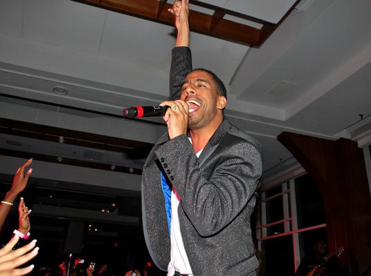 One Mic - Universal - Image 5 from On Location: Universal Motown ...