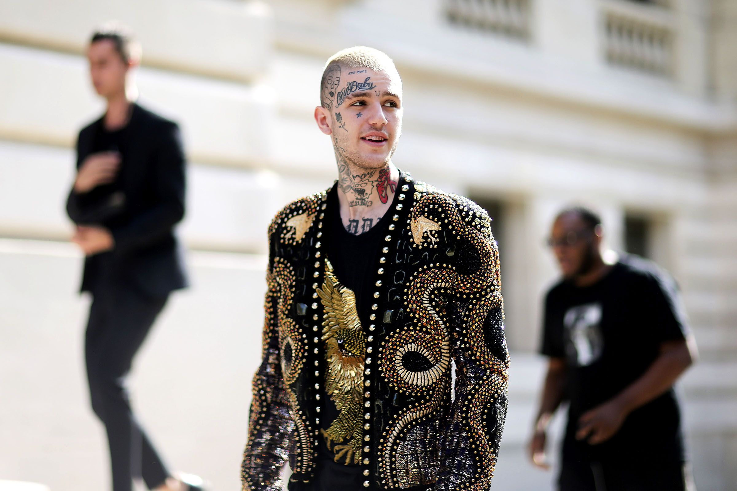 New York Rapper Lil Peep Dead At 21, Body Reportedly Found On Tour Bus ...
