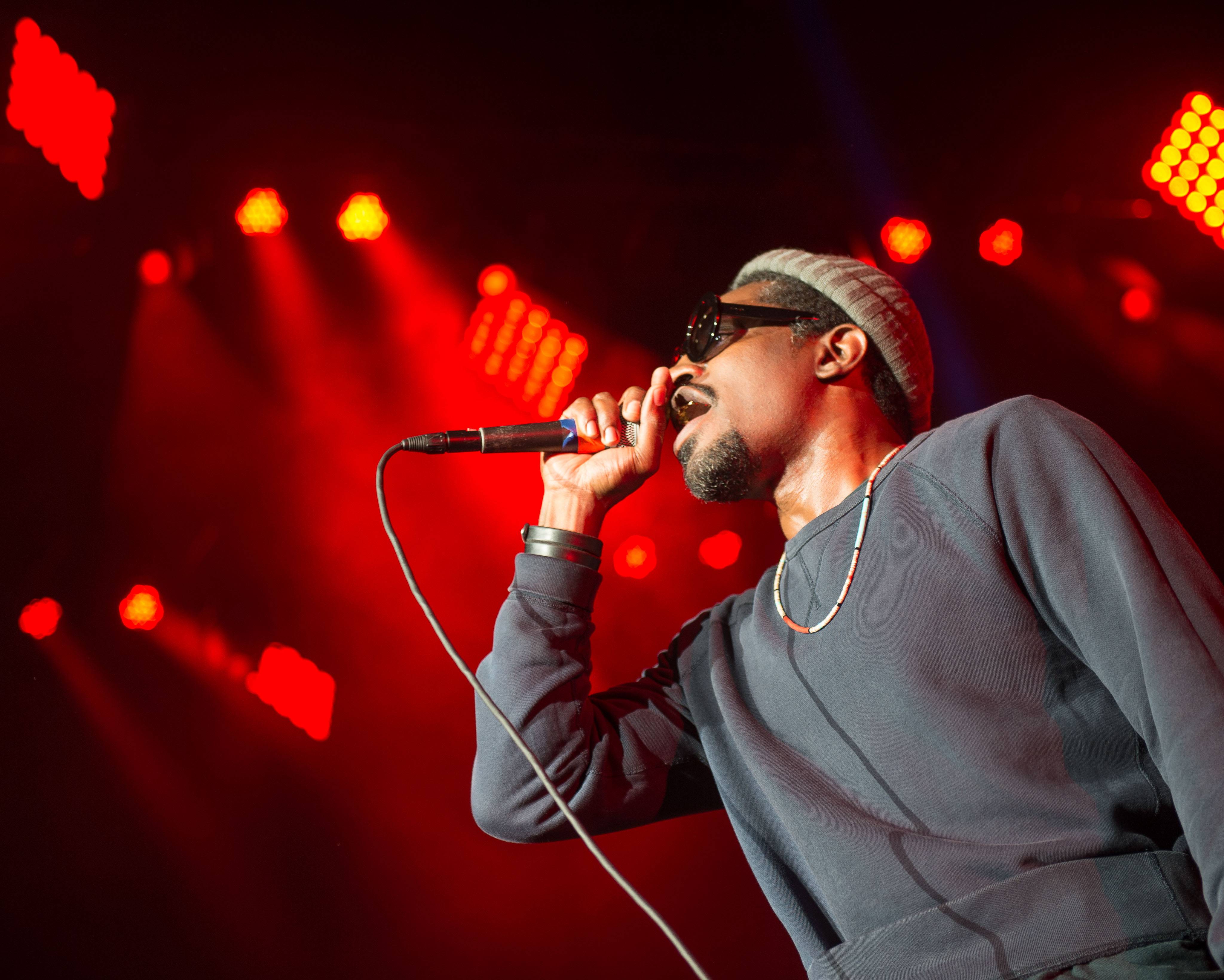 Andre 3000's Mother's Day Tribute To His Late Mom Will Make You Tear Up ...