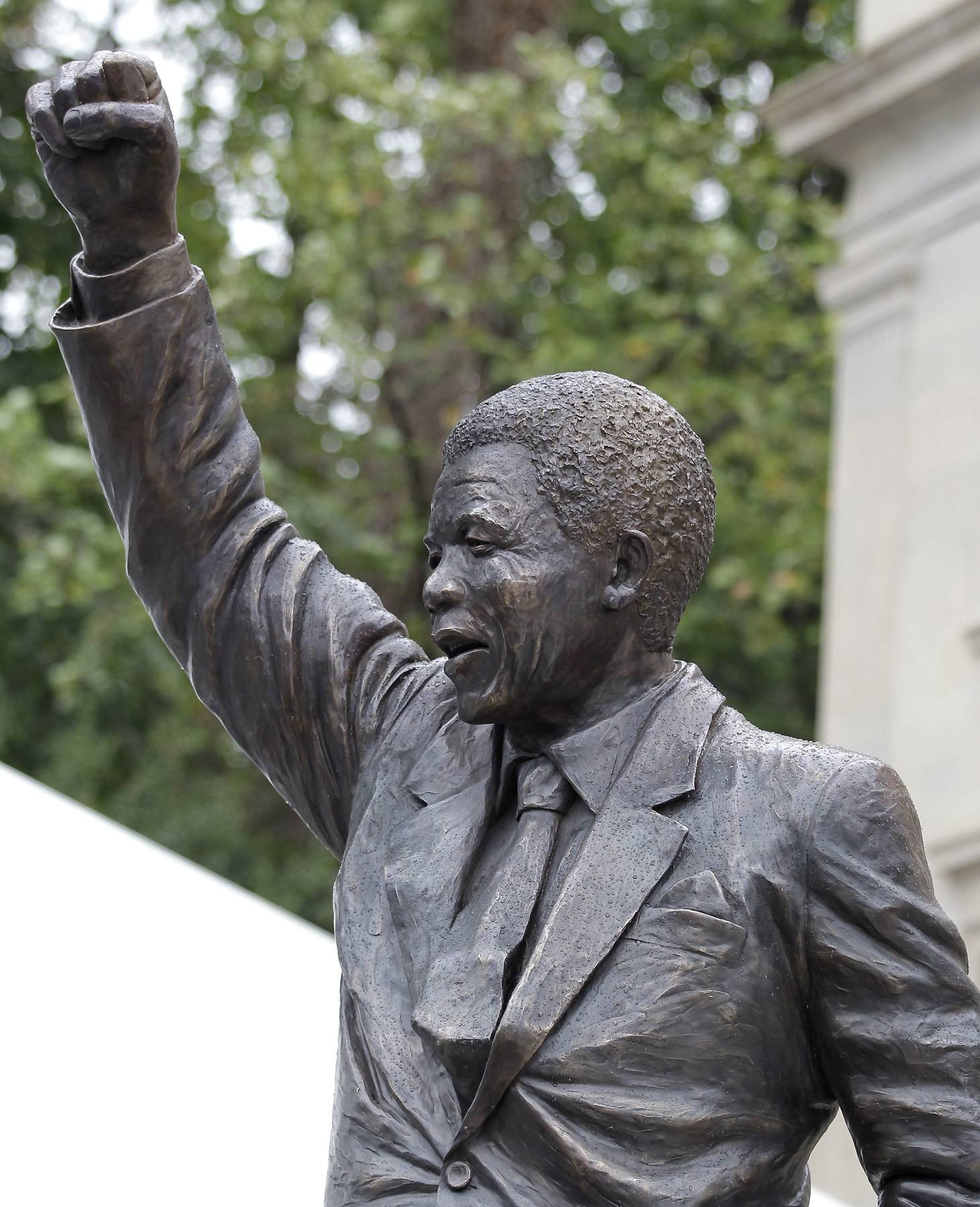 South Africa: Mandela Responding to Treatment | News | BET