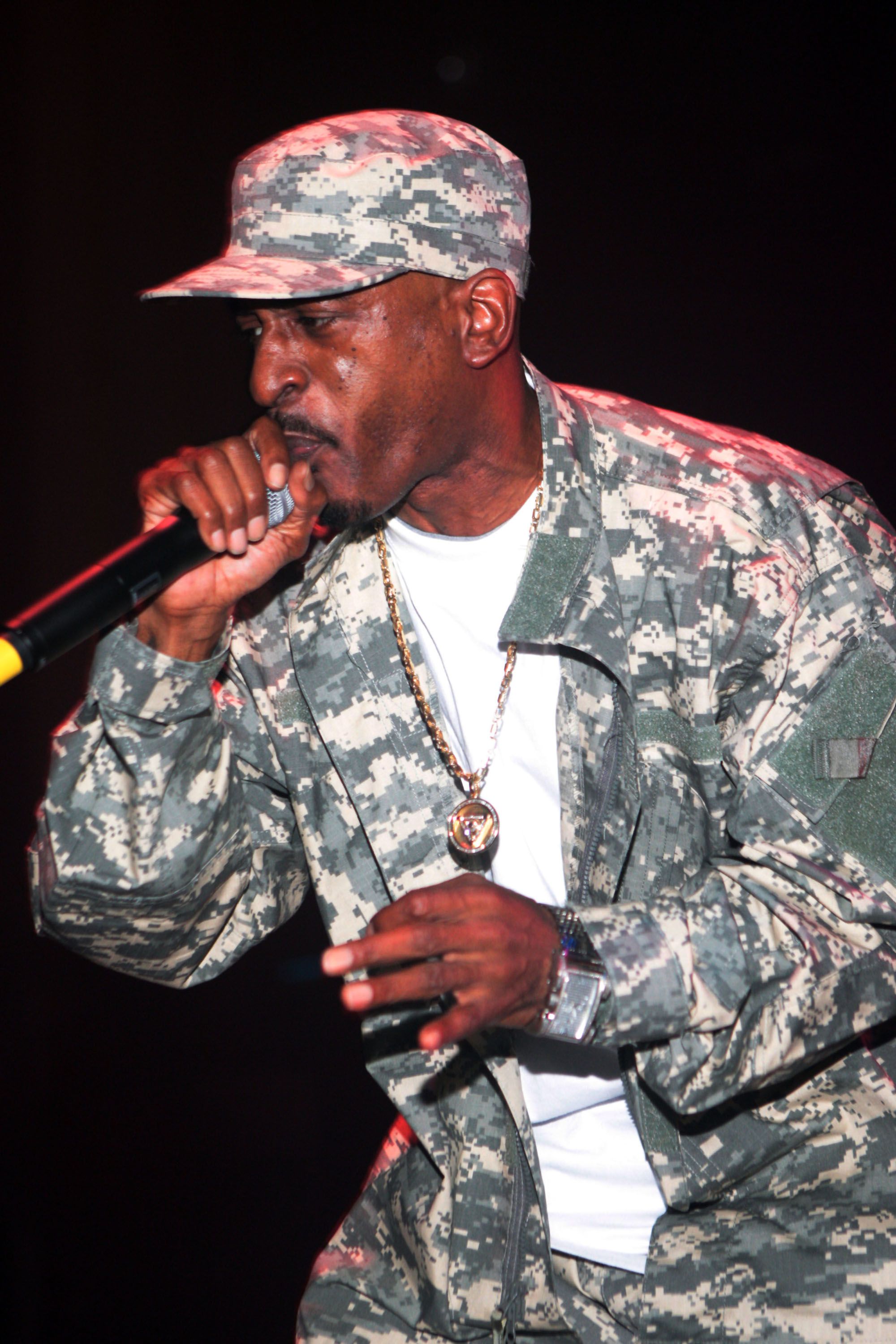 "Heat It Up" - - Image 26 from 25 Best Rakim Songs | BET HipHop Awards