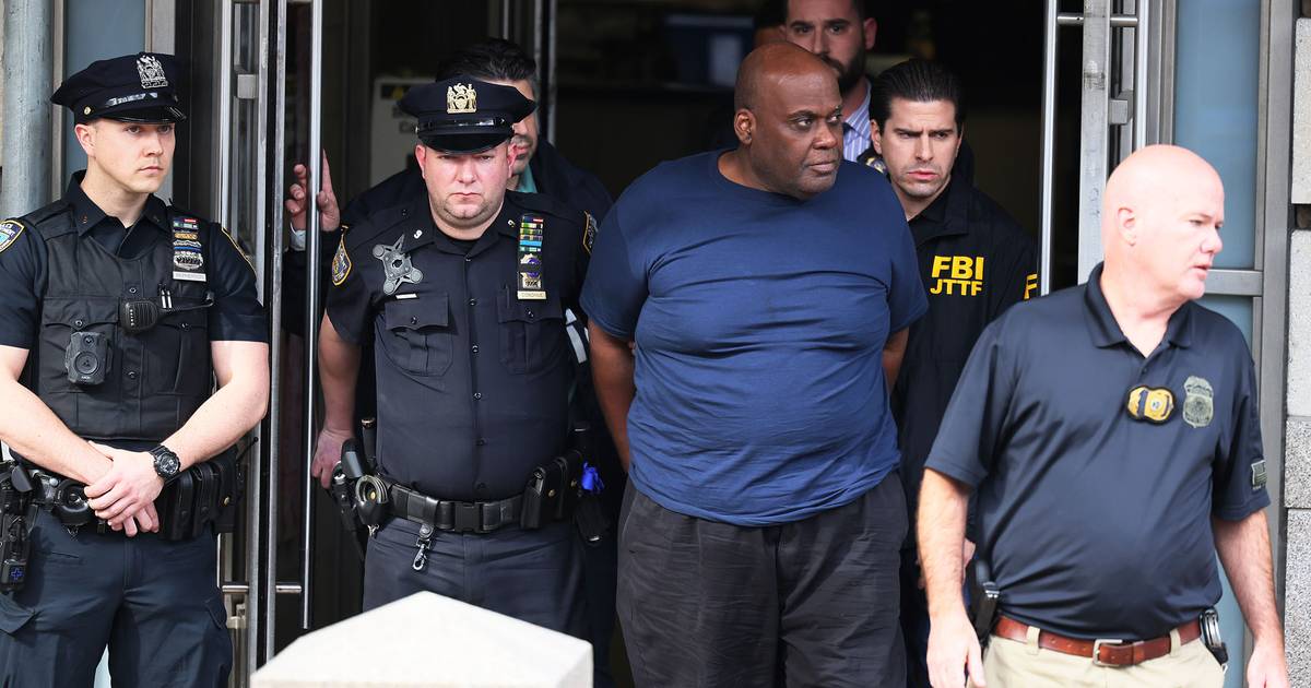 New York City Subway Shooter Frank James Pleads Guilty To Federal ... New York City Subway Shooter Frank James Pleads Guilty To Federal ...
