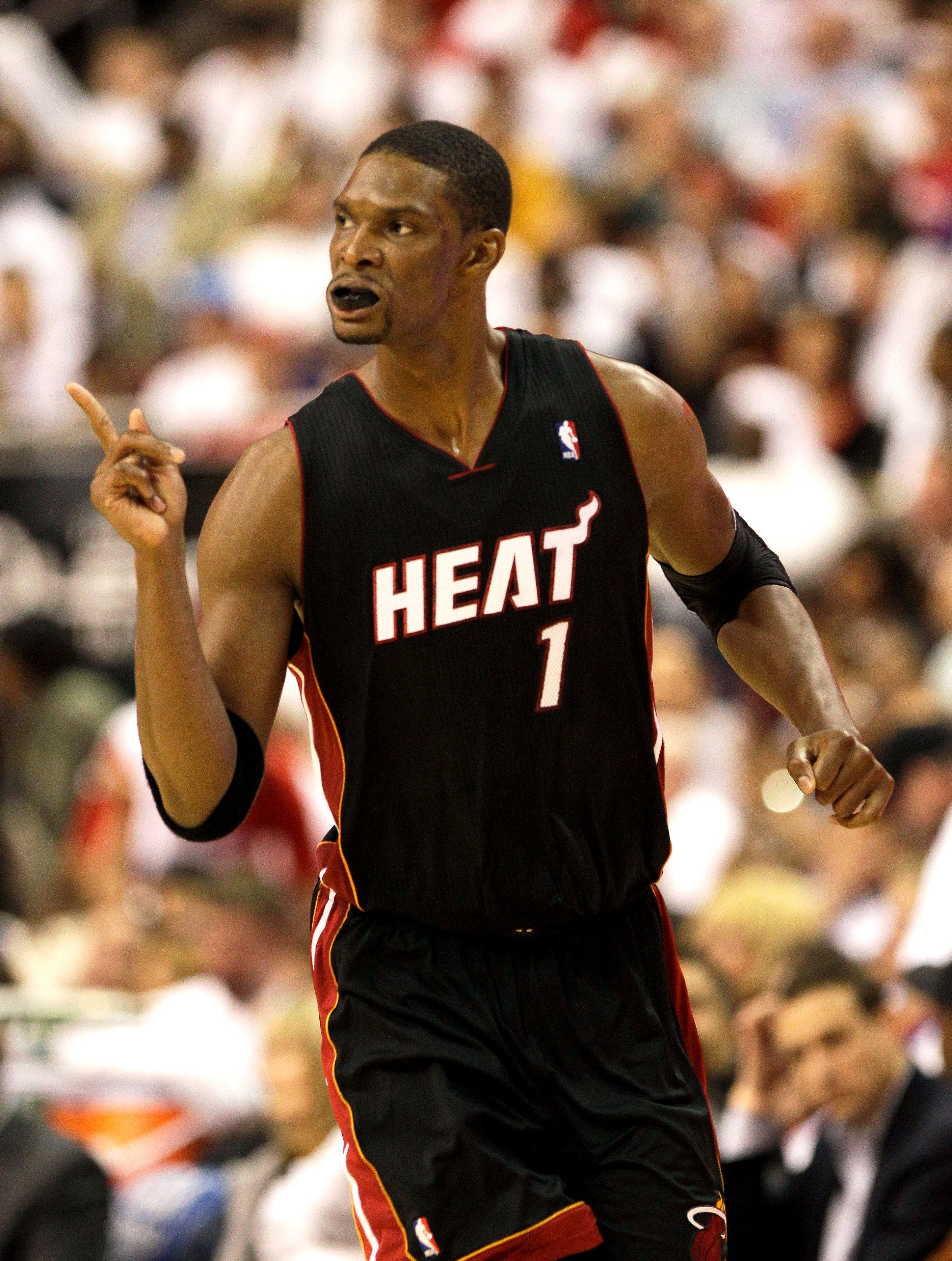 Chris Bosh Agrees to - Image 2 from Sports Buzz: Sources Say Carmelo ...