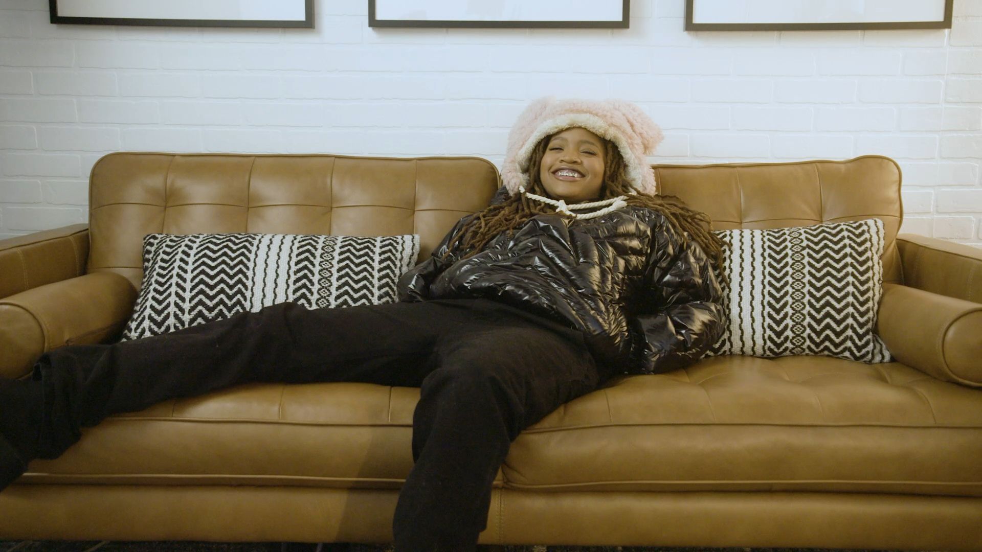 BET Awards 2023: Who is Ambré? 5 Must-Know Facts about the Rising R&B ...