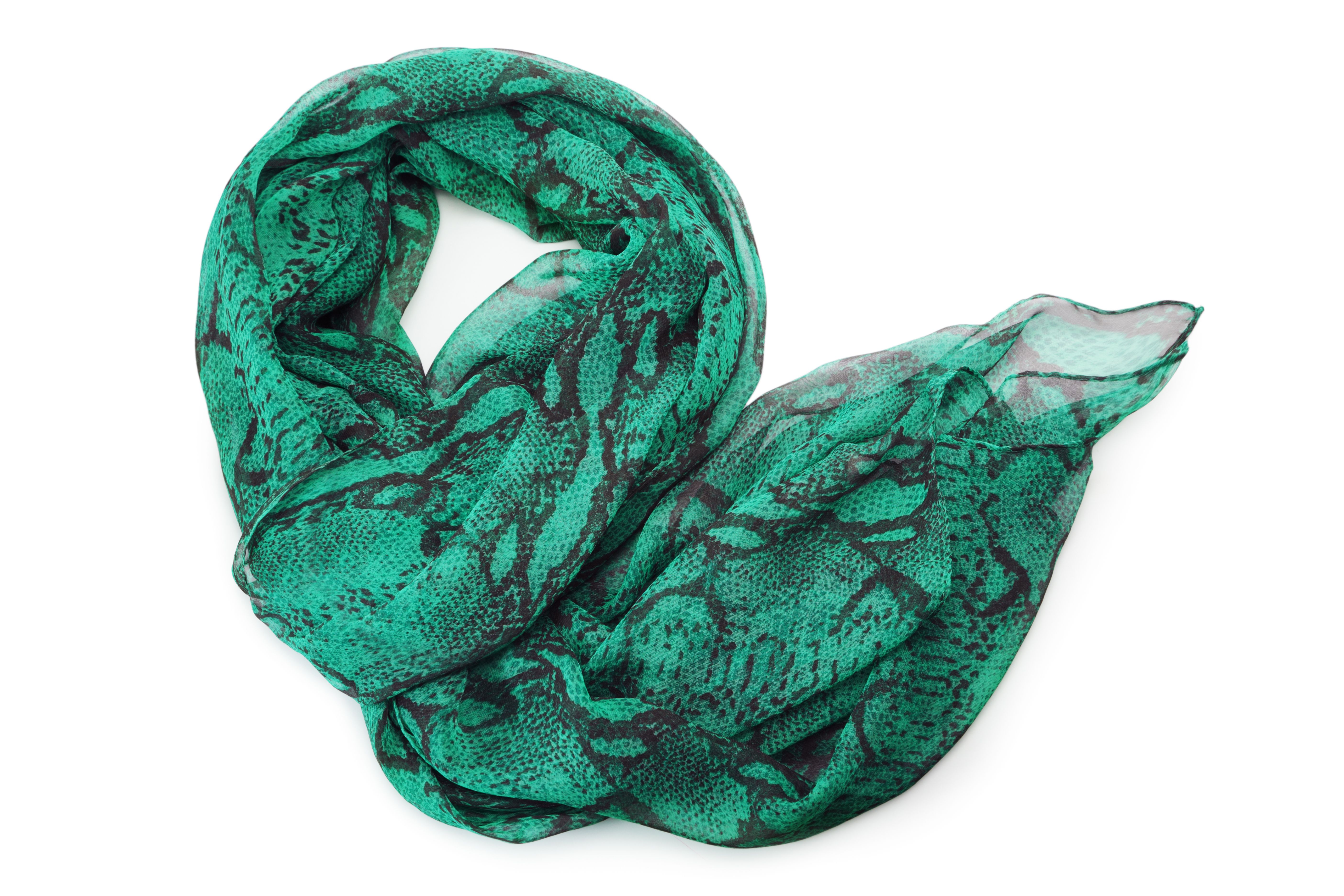 Skipping a Scarf at - Image 10 from 8 Mistakes You Might Be Making With ...