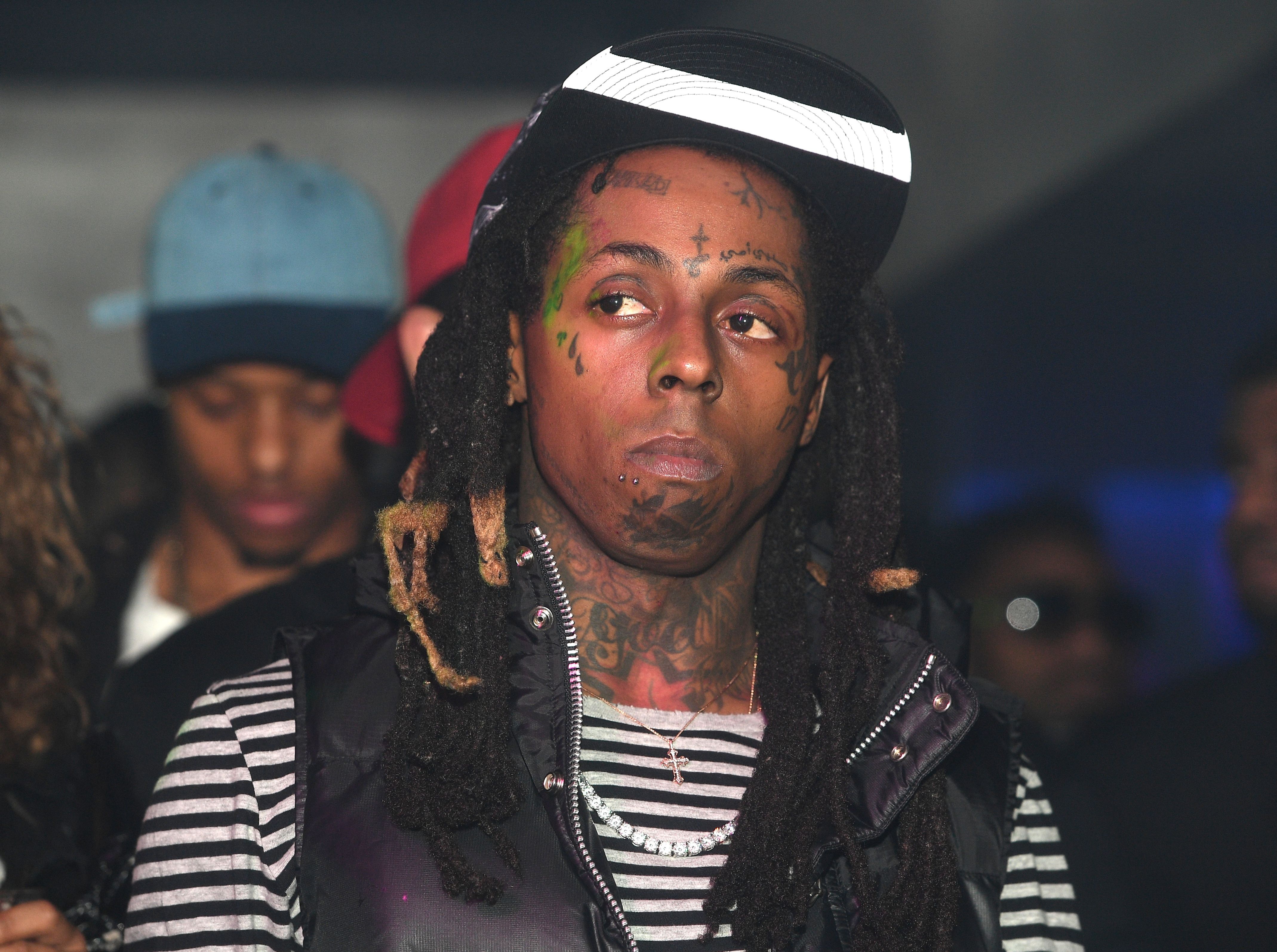 The Internet Can't Stop Wailing About Lil Wayne's Mother Crying Her ...