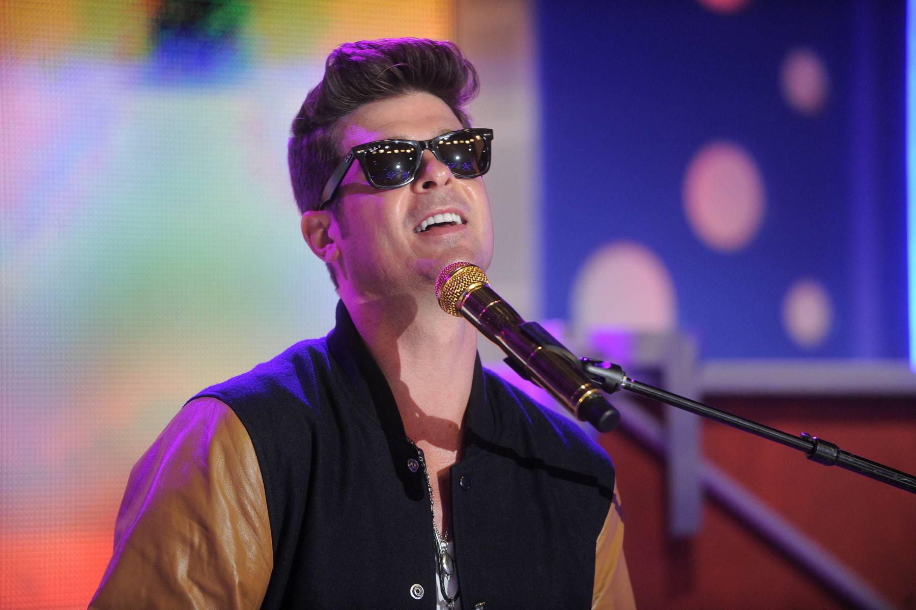 5. To the Top - Image 6 from 5 Things You Should Know About Robin ...