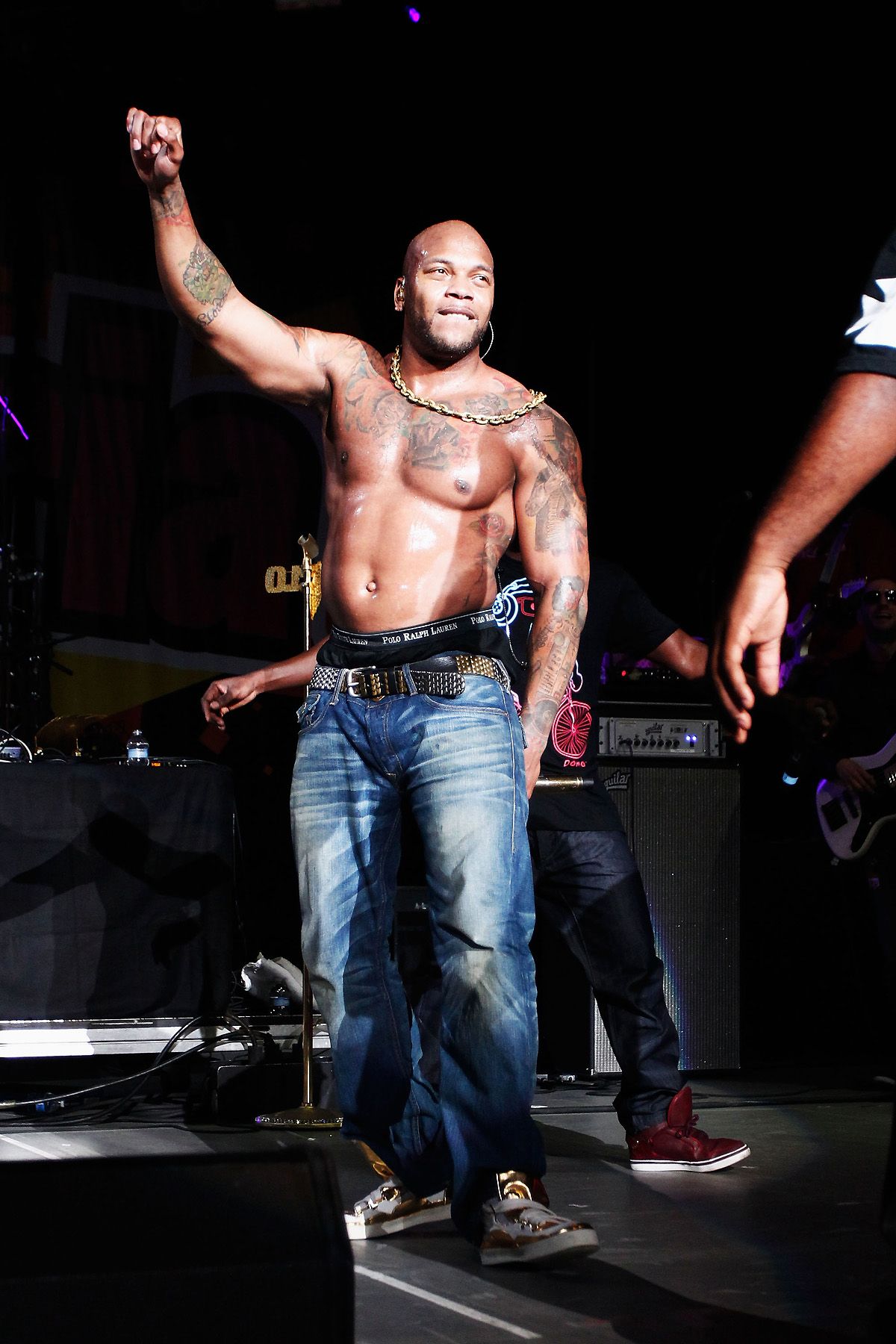 Flo-Rida - Flo-Rida dedicates - Image 15 from Top 20 Hollywood ...