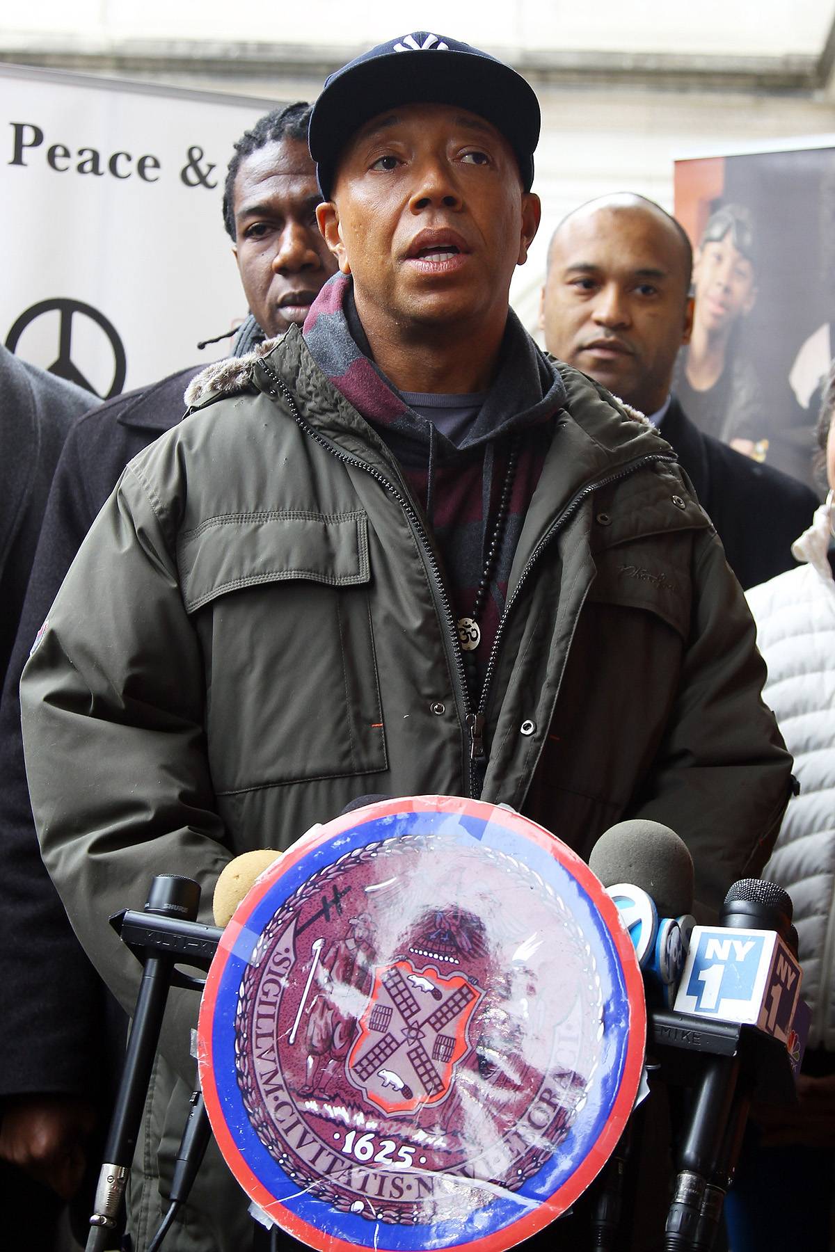 Keeping the Peace - - Image 5 from Out and About: Diddy's Night Vision ...