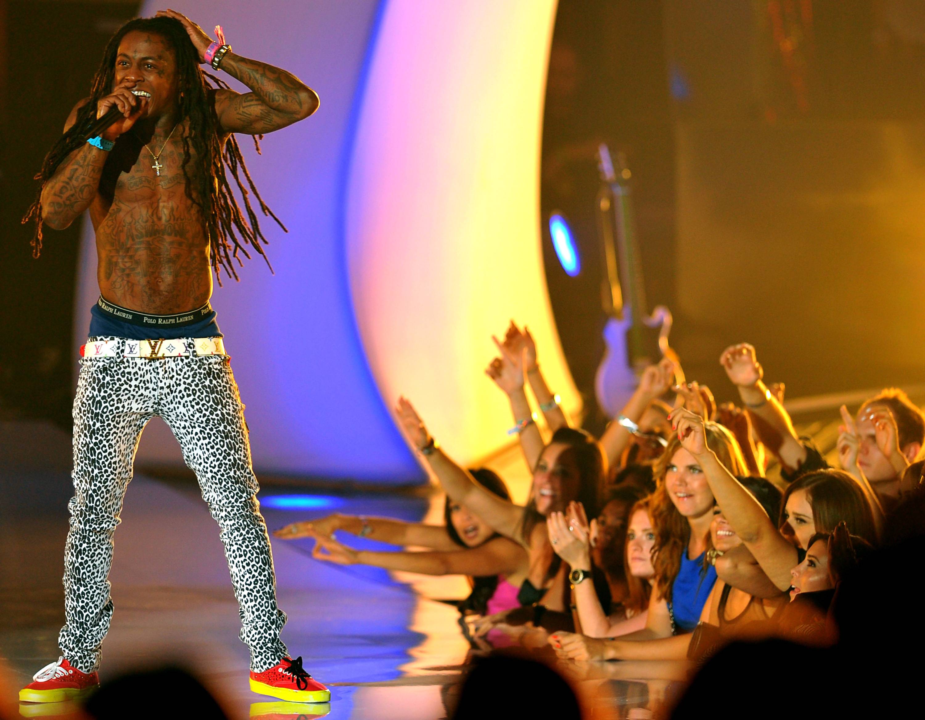 Fashion Icon in the - Image 8 from The Evolution of Lil Wayne | BET ...