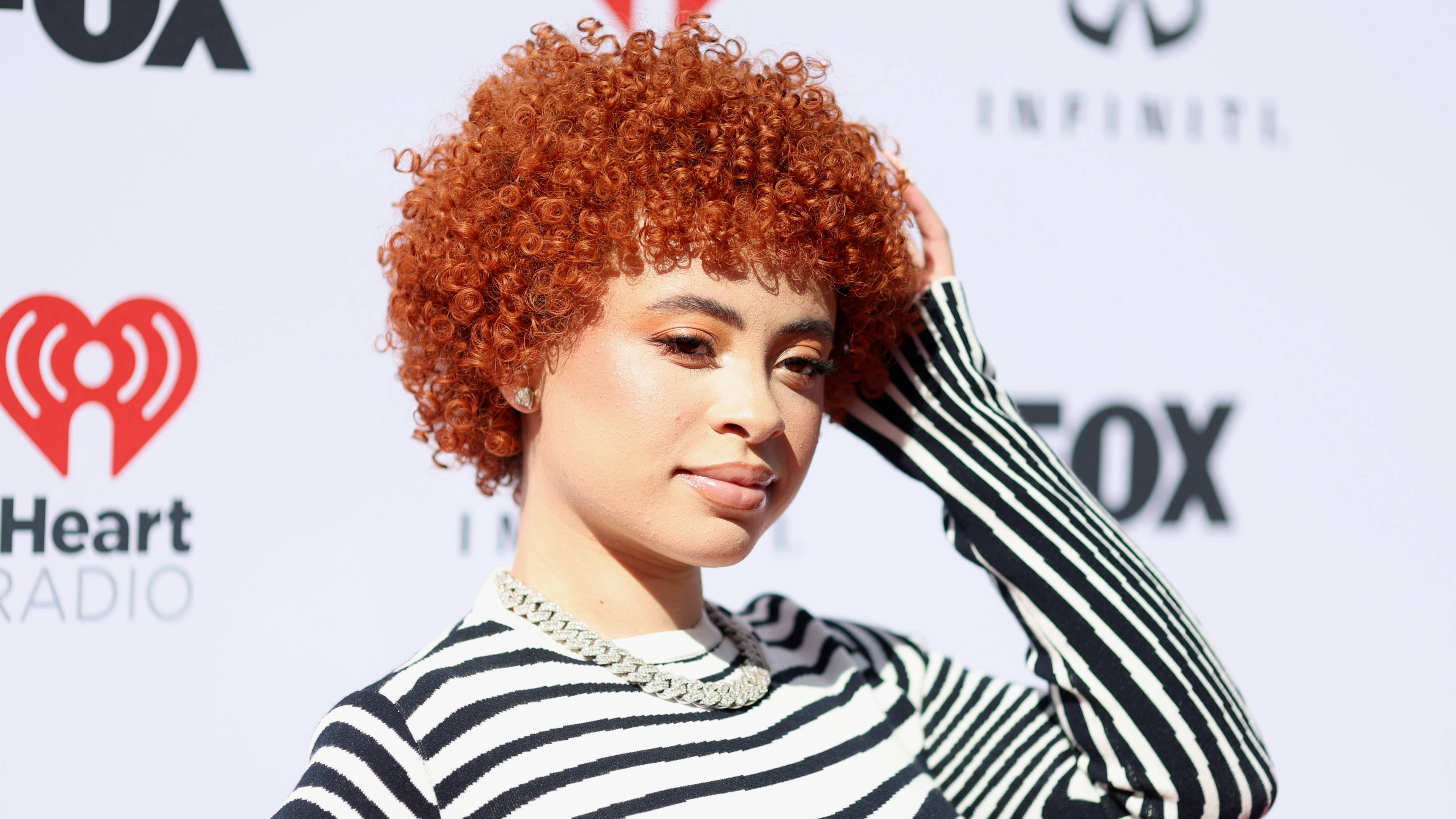 Ice Spice atinge mais de 1 bilhão de streams no Spotify menos de um ano ...