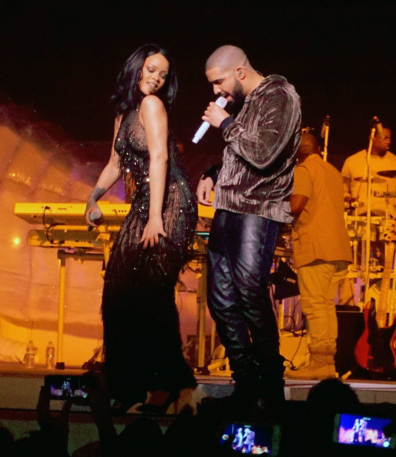 Drake Confesses His Love For Rihanna On Stage In Toronto | News | BET