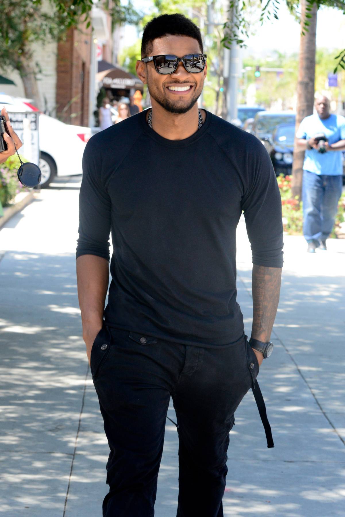 Hello, Handsome! - Usher is - Image 9 from Out and About: Rihanna ...