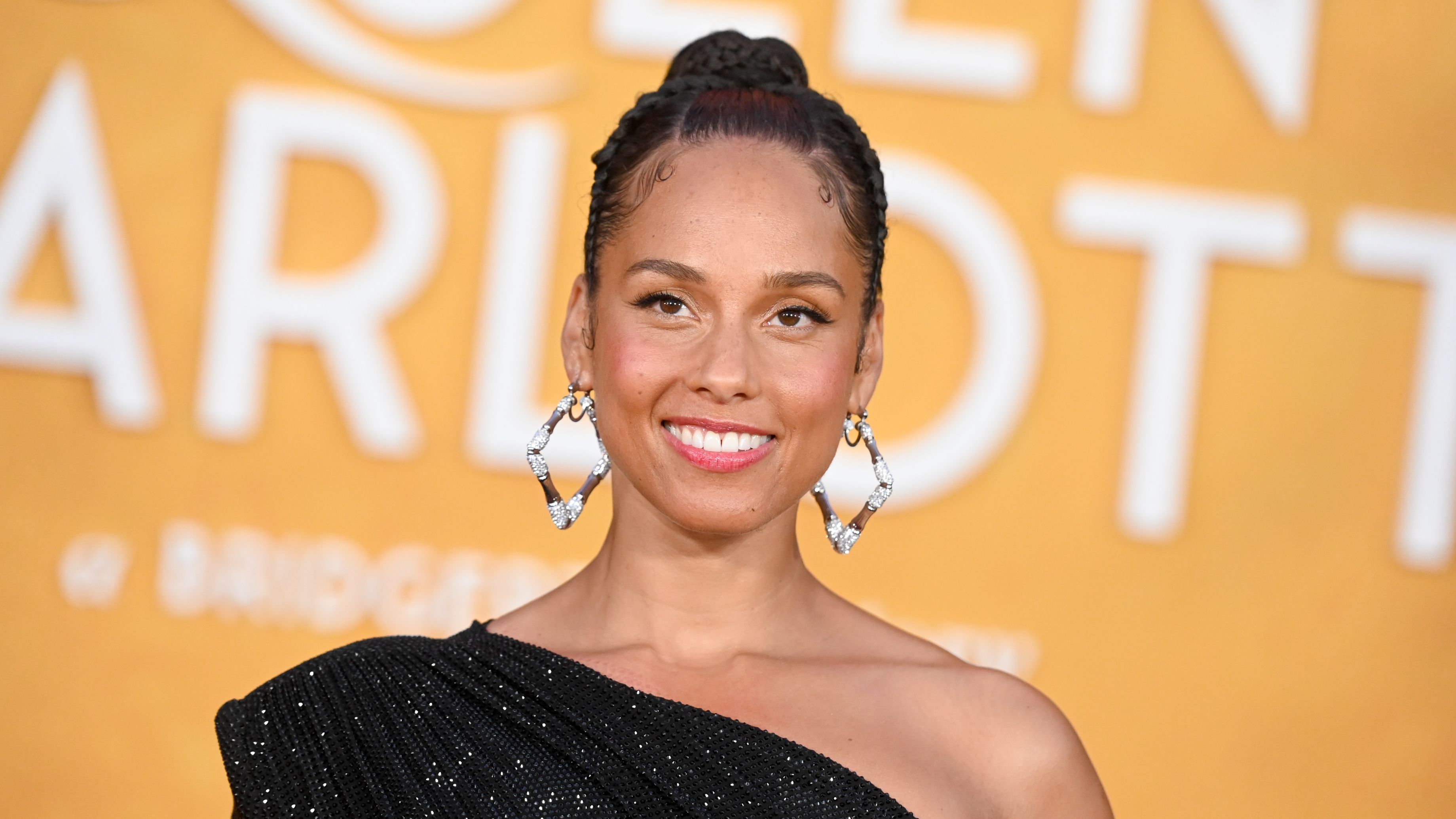 Gabrielle Union - "Peace, - Image 92 from Alicia Keys Rocked Braids ...