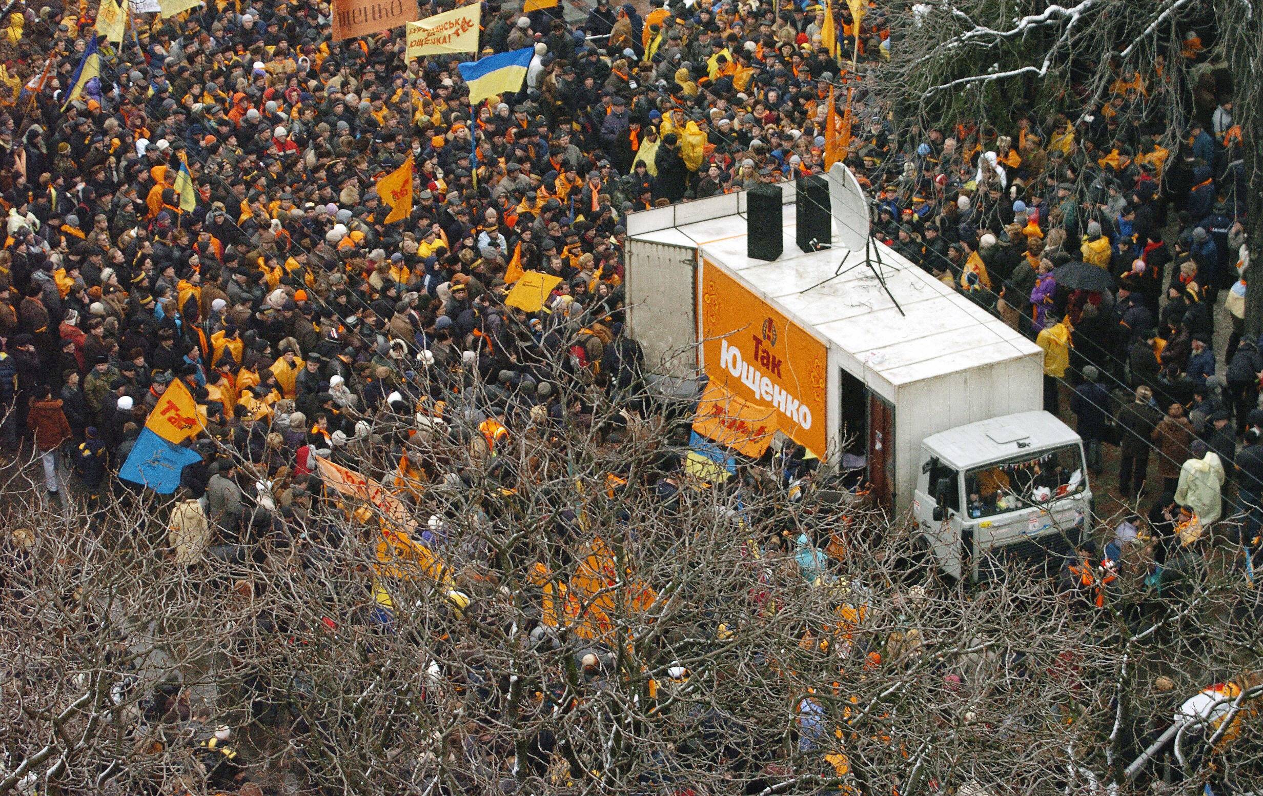 The Orange Revolution (Ukraine) - Image 9 from Game Changers: 10 ...