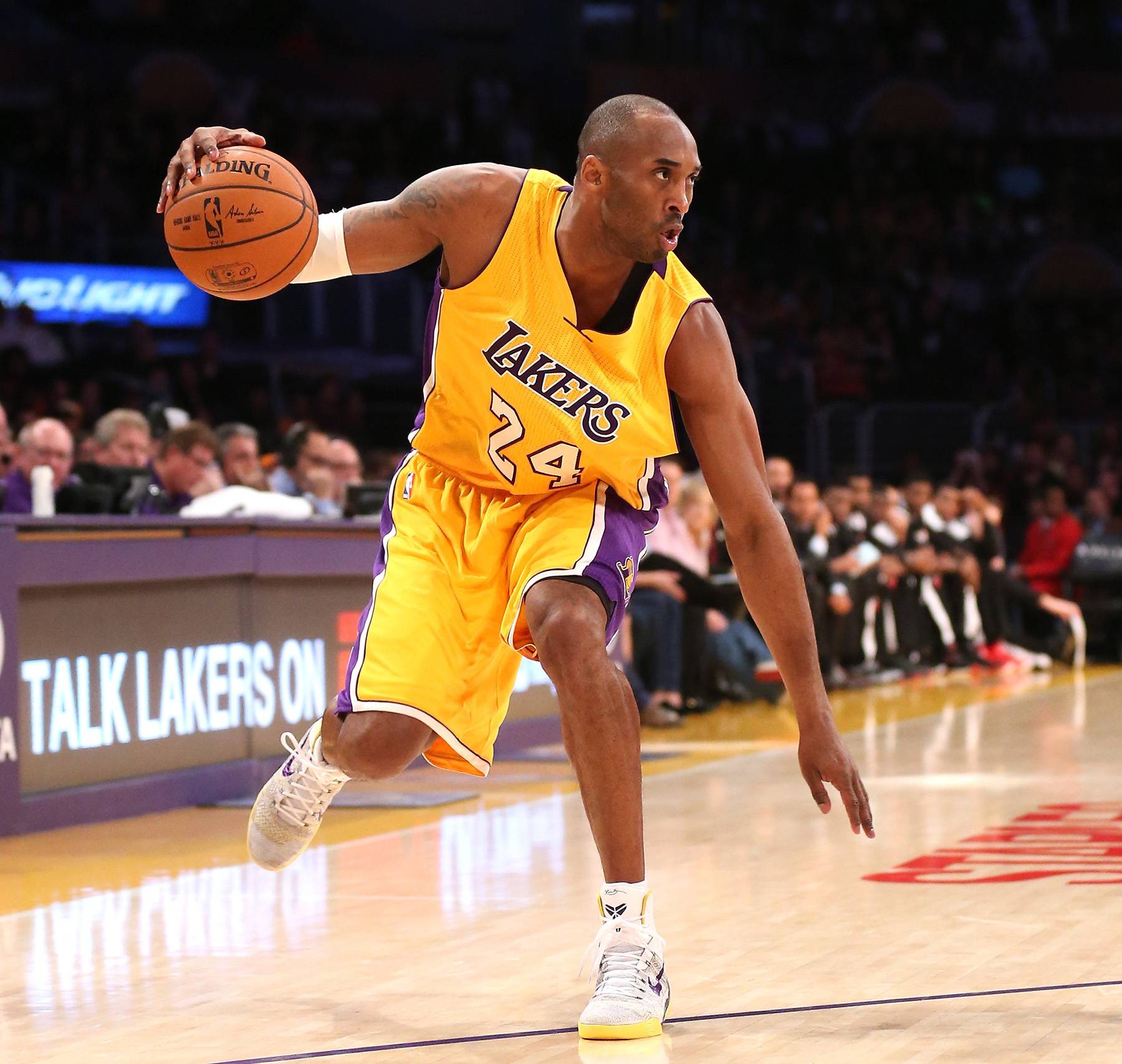 Kobe Bryant Will See More Time at Small Forward to Preserve Legs | News ...